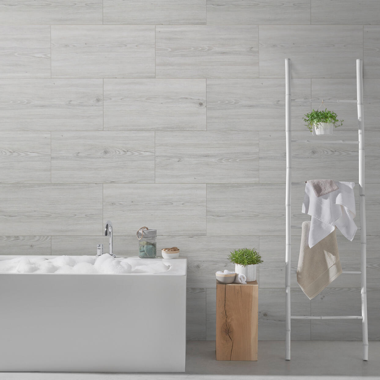 Dalle murale PVC bois gris structuré GROSFILLEX, L.60 x l.30 cm, Ep.5.2 mm | Leroy Merlin