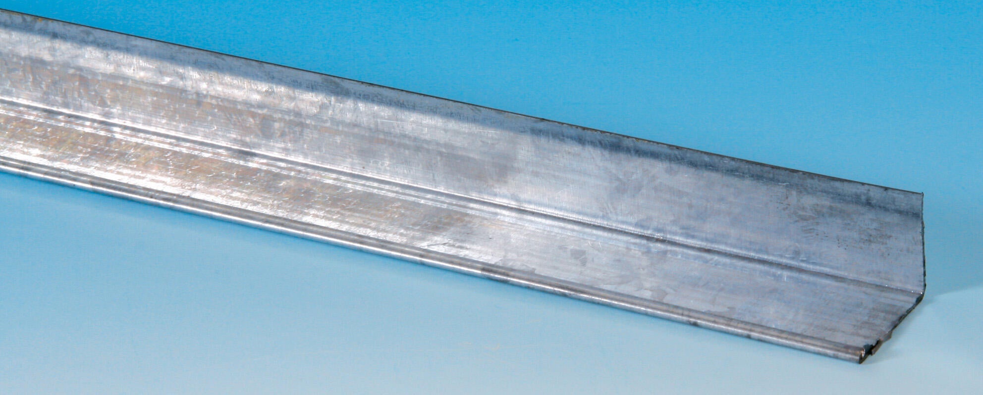 Cornière blanche 22X22 cm 3m | Leroy Merlin