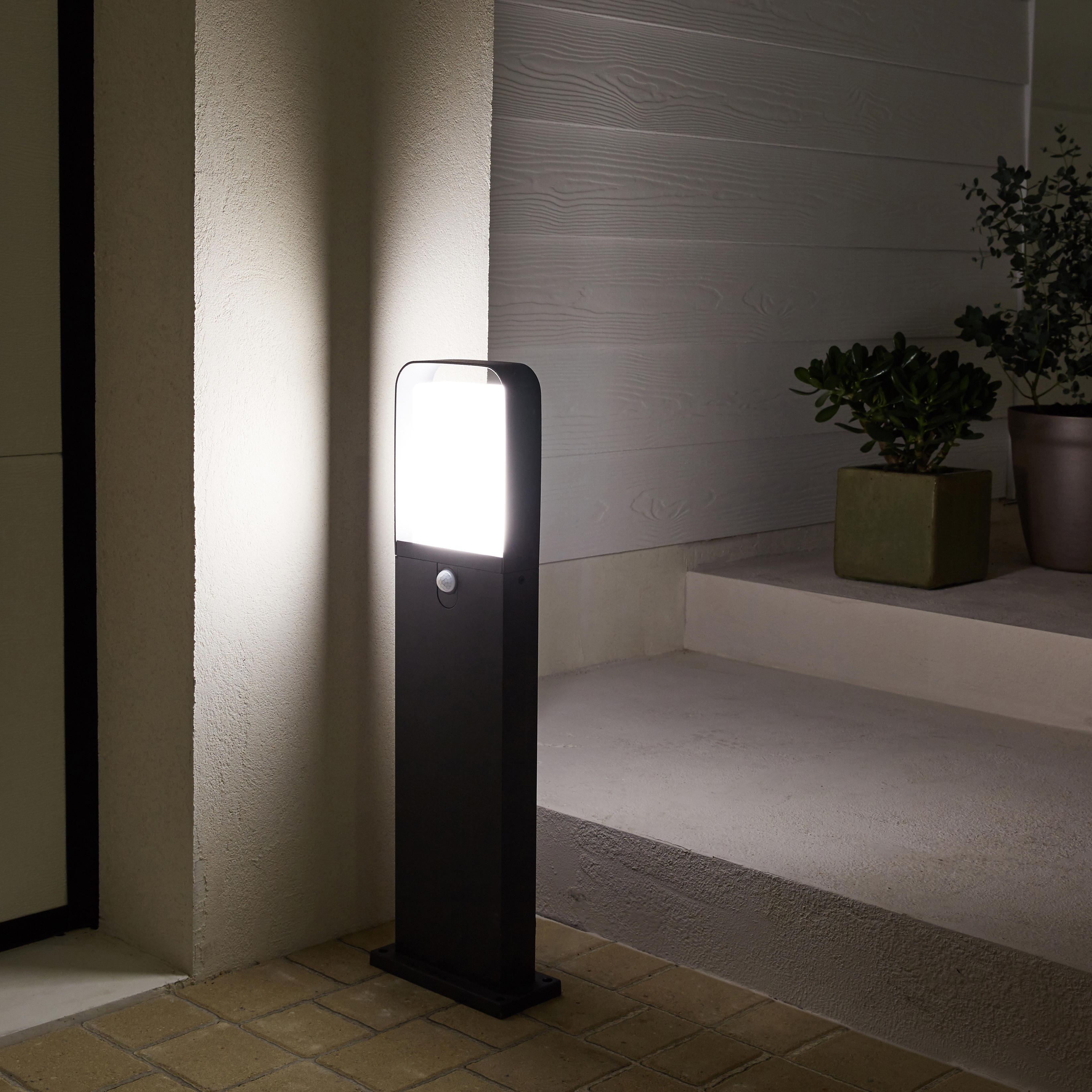 Borne extérieure à détecteur Hosford LED intégrée 1600 Lumen gris ...