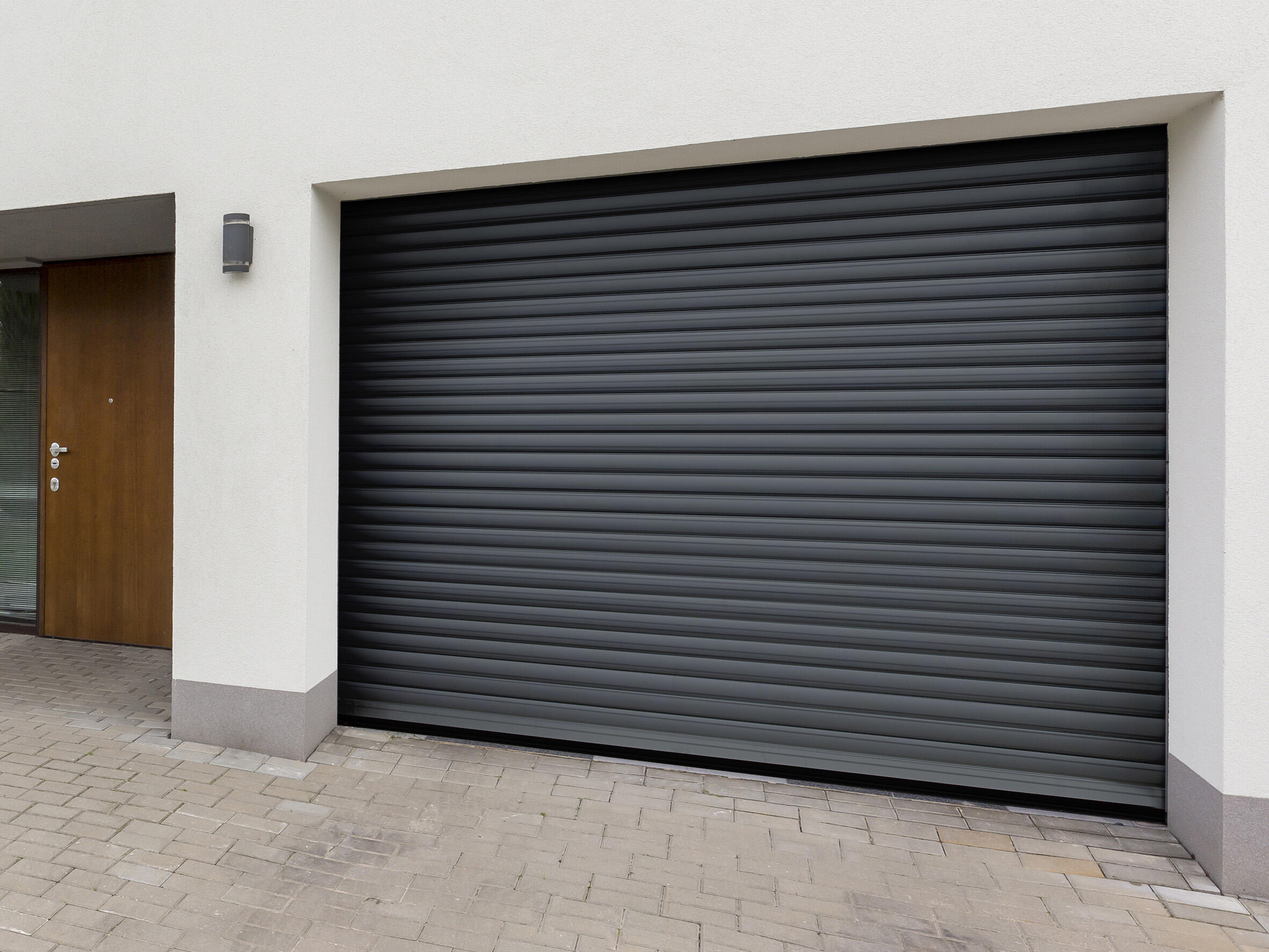 Porte garage à enroulement motorisée ESSENTIEL H.200 x l.300 gris ...