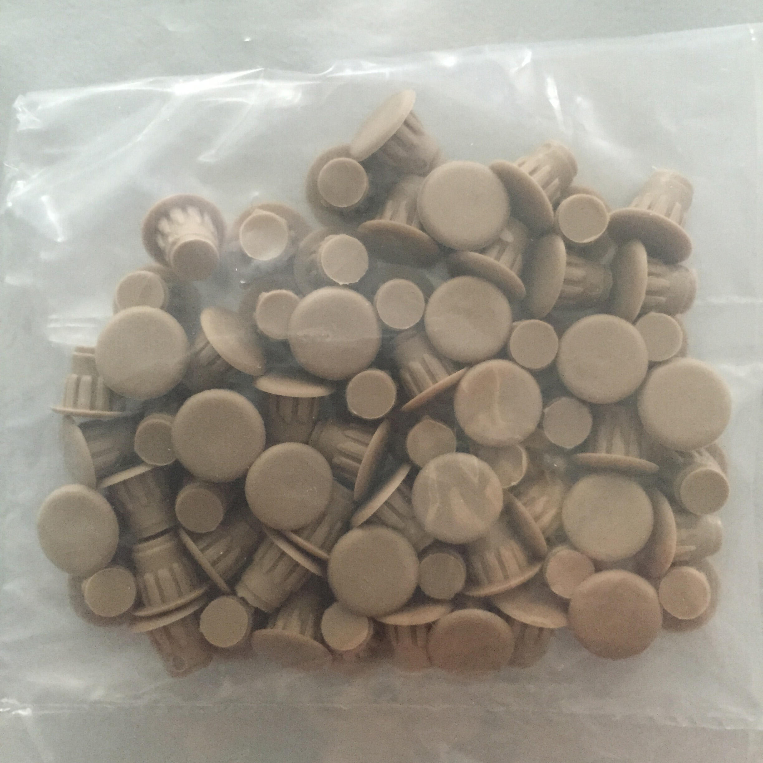 Lot de 65 cache-trous SPACEO beige | Leroy Merlin