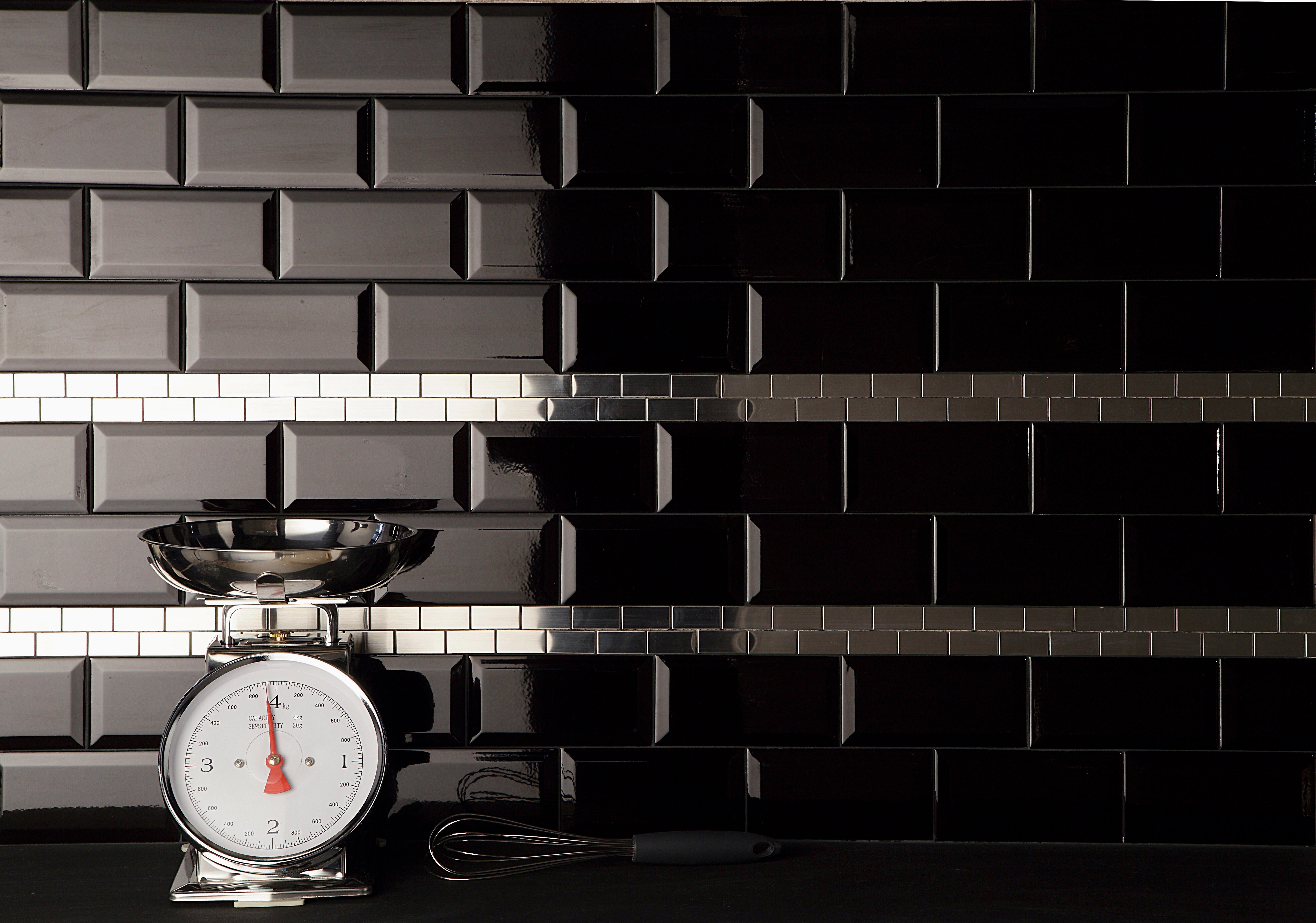 Carrelage mural noir brillant l.7.5 x L.15 cm Metro ARTENS | Leroy Merlin