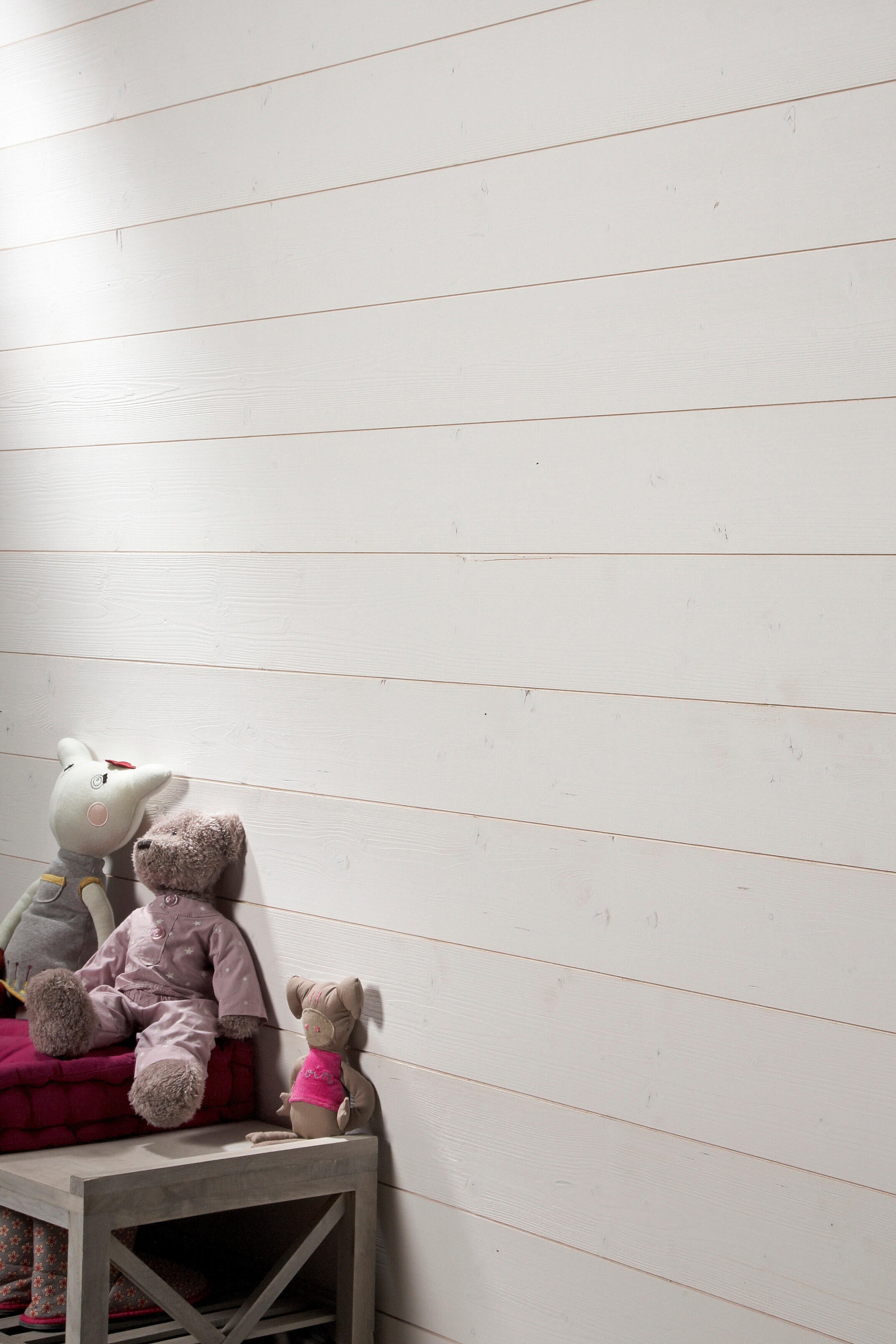 Lambris bois épicéa brossé blanc blanc n°0, L.237 x l.13.5 cm, Ep.13 mm | Leroy Merlin