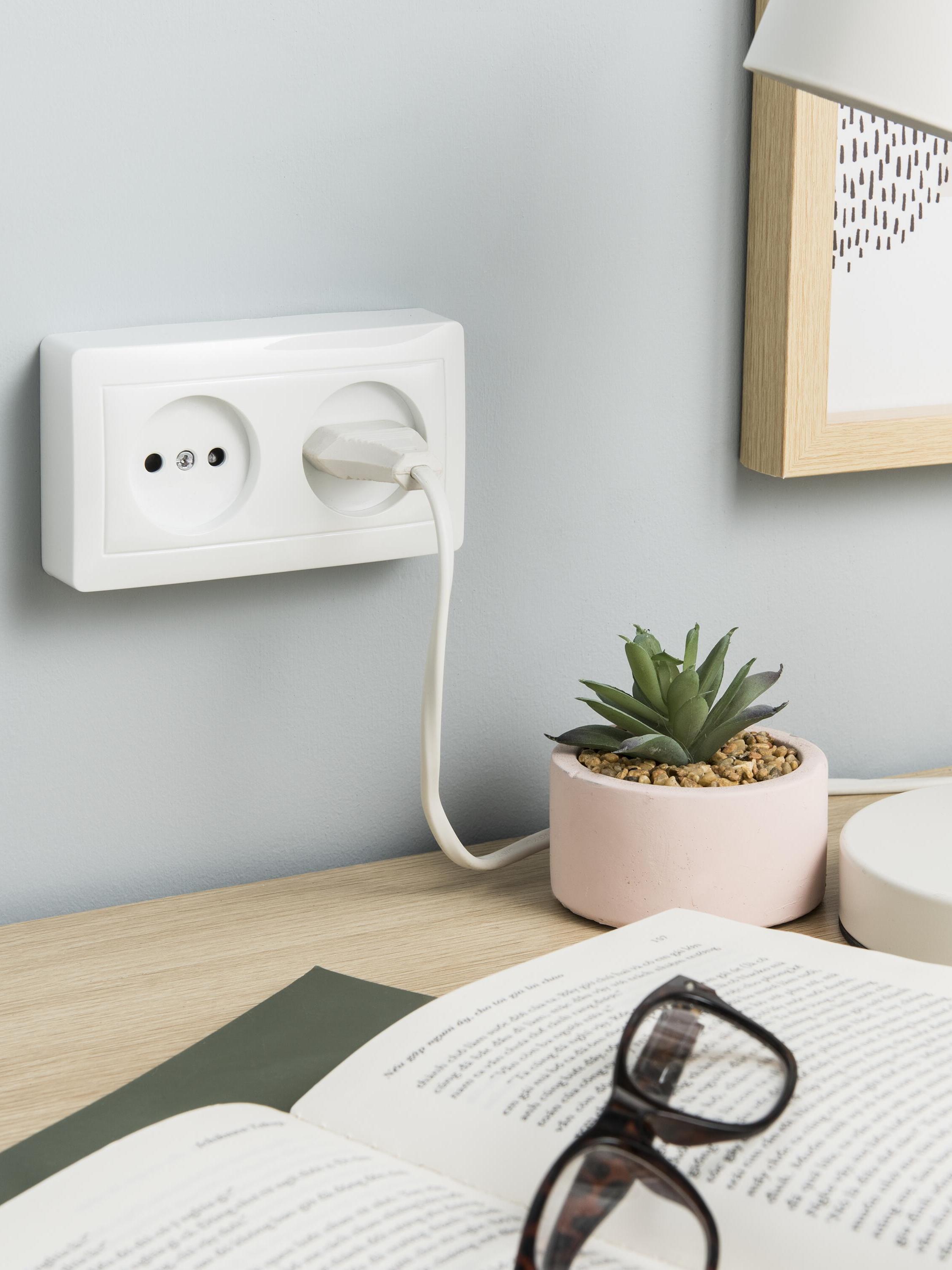 Cómo elegir interruptores y enchufes | Leroy Merlin