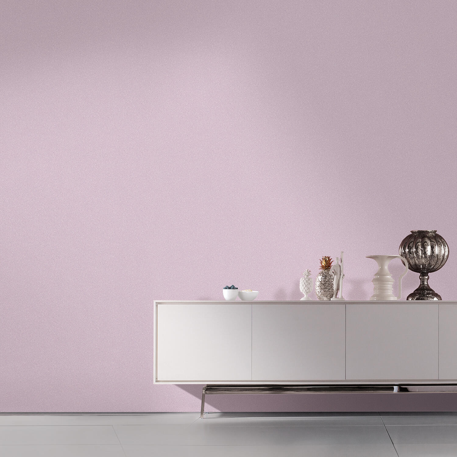 Le violet, sobre et équilibré dans un salon design | Leroy Merlin