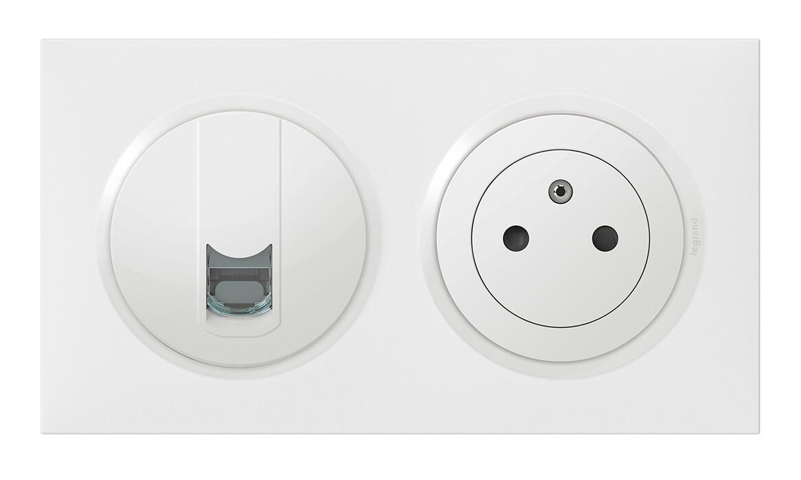 Prise RJ45 et prise avec terre Dooxie, LEGRAND, blanc | Leroy Merlin