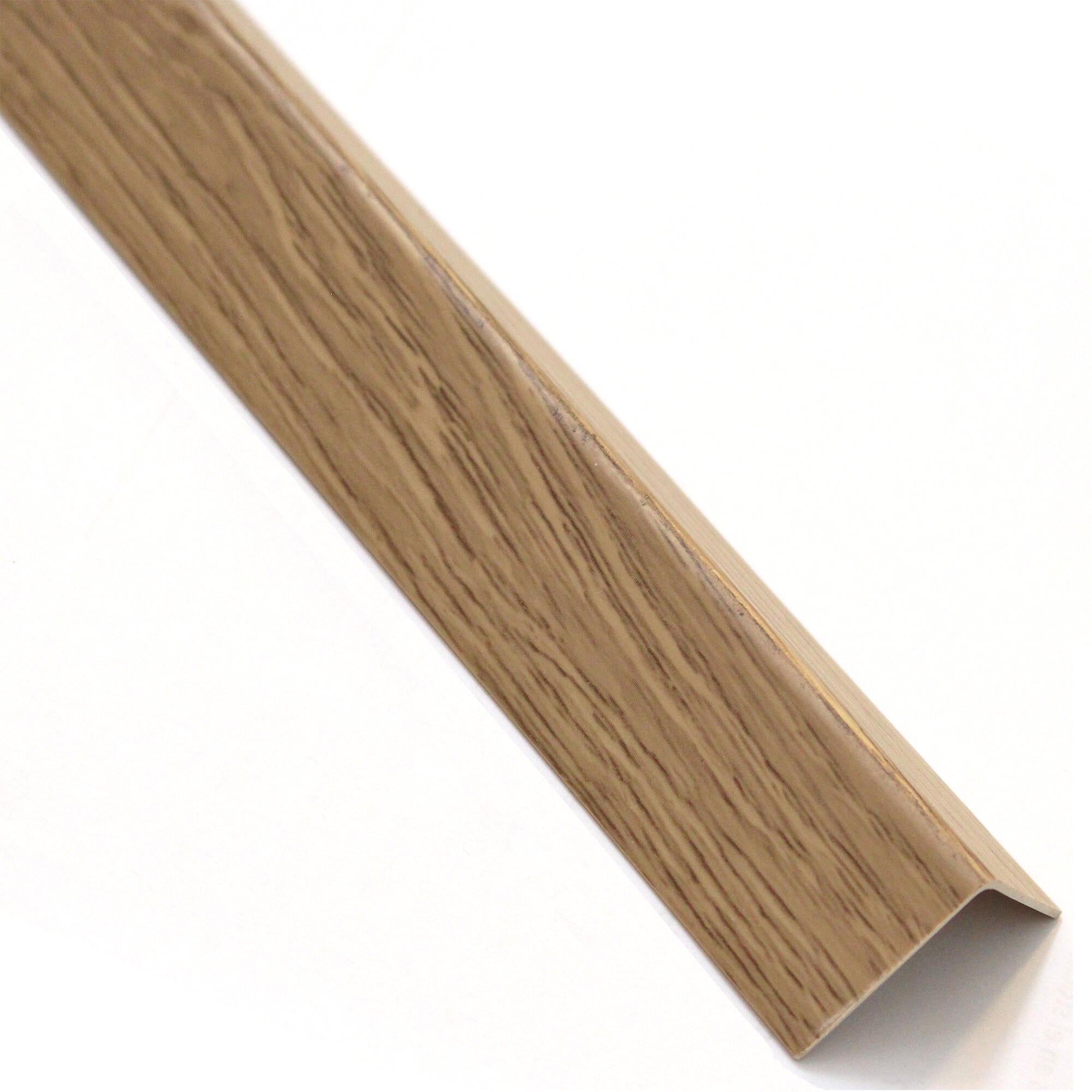 Cornière inégale pvc marron lisse, L.2600 mm | Leroy Merlin