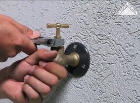 Comment changer un joint de robinet ? | Leroy Merlin