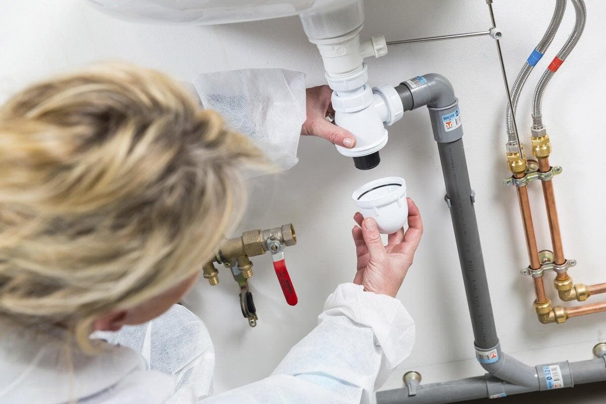 Résoudre les tracas quotidiens de la plomberie (45 min - 1h) | Leroy Merlin