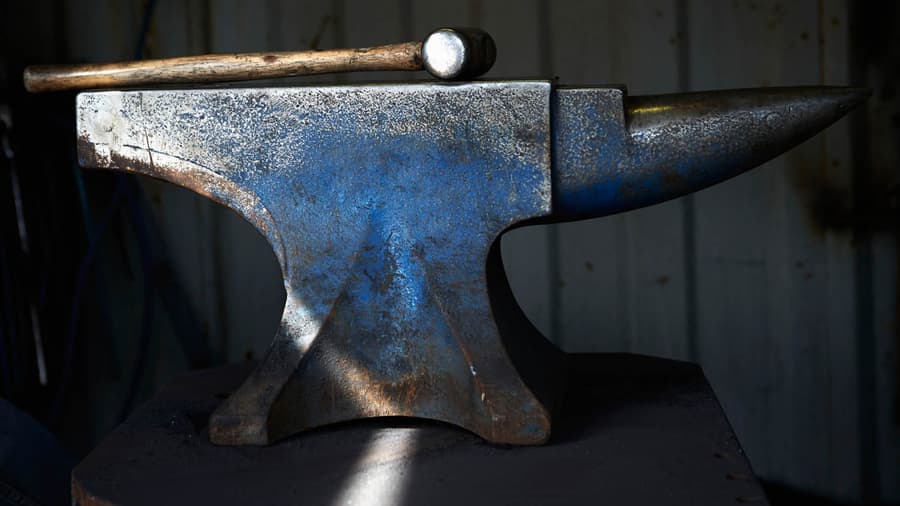 Comment choisir son étau ? | Leroy Merlin