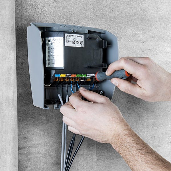 Motorisation de portail battant à vérins SOMFY, Exavia XL | Leroy Merlin