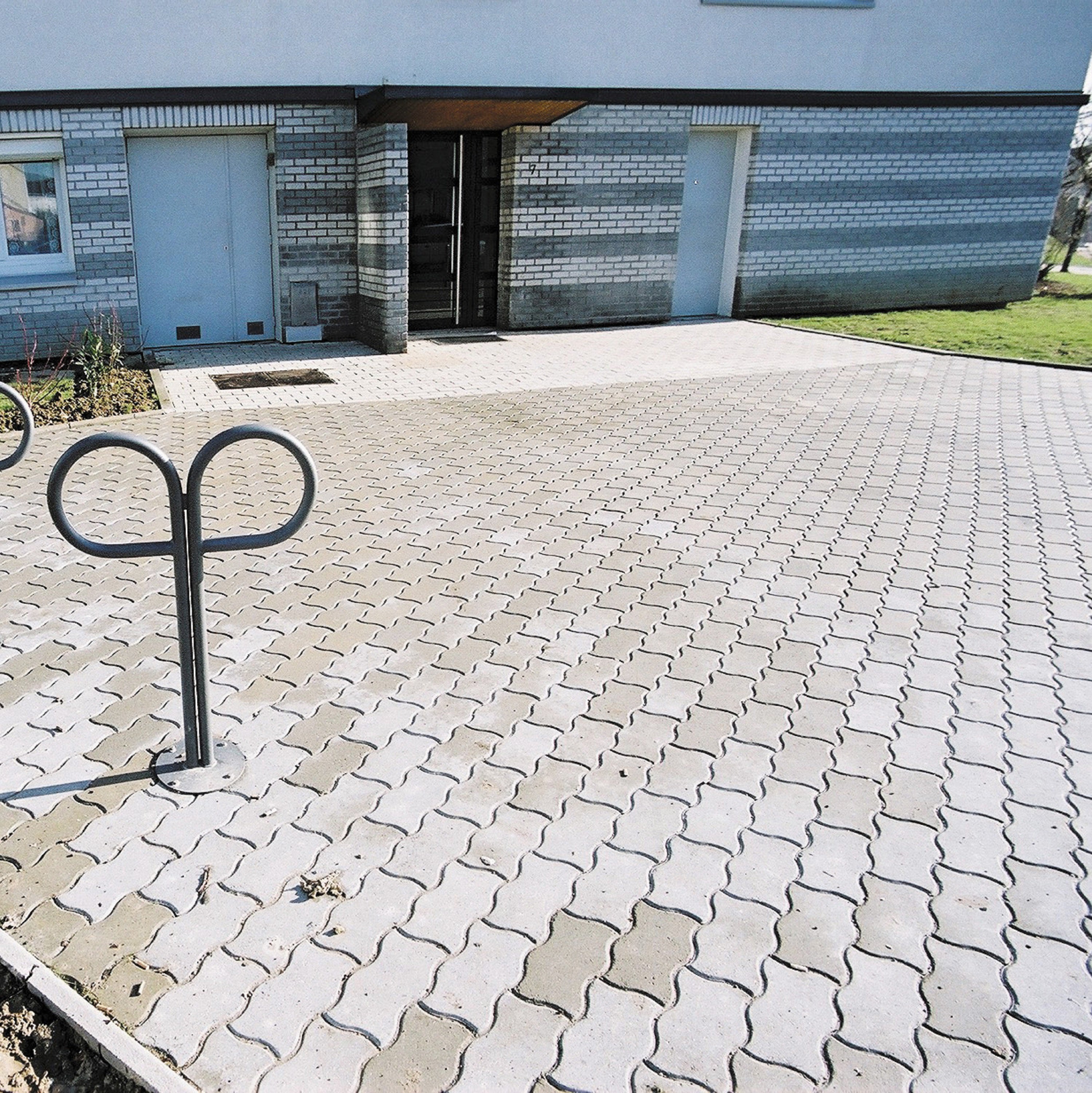 Pavé autobloquant Primapav en béton 24.5x12.5x5 cm | Leroy Merlin