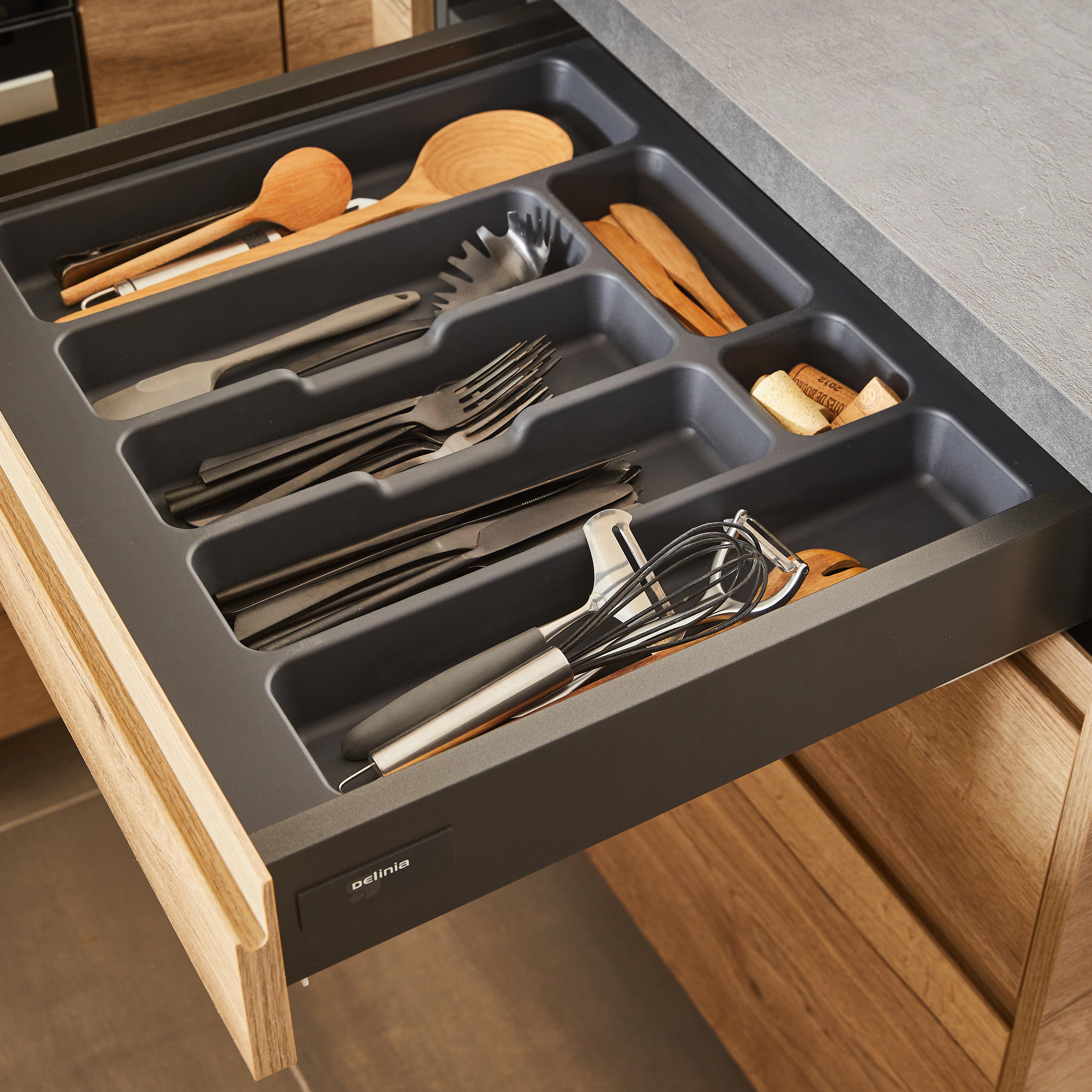 Range-couverts et tapis fond de tiroir | Leroy Merlin