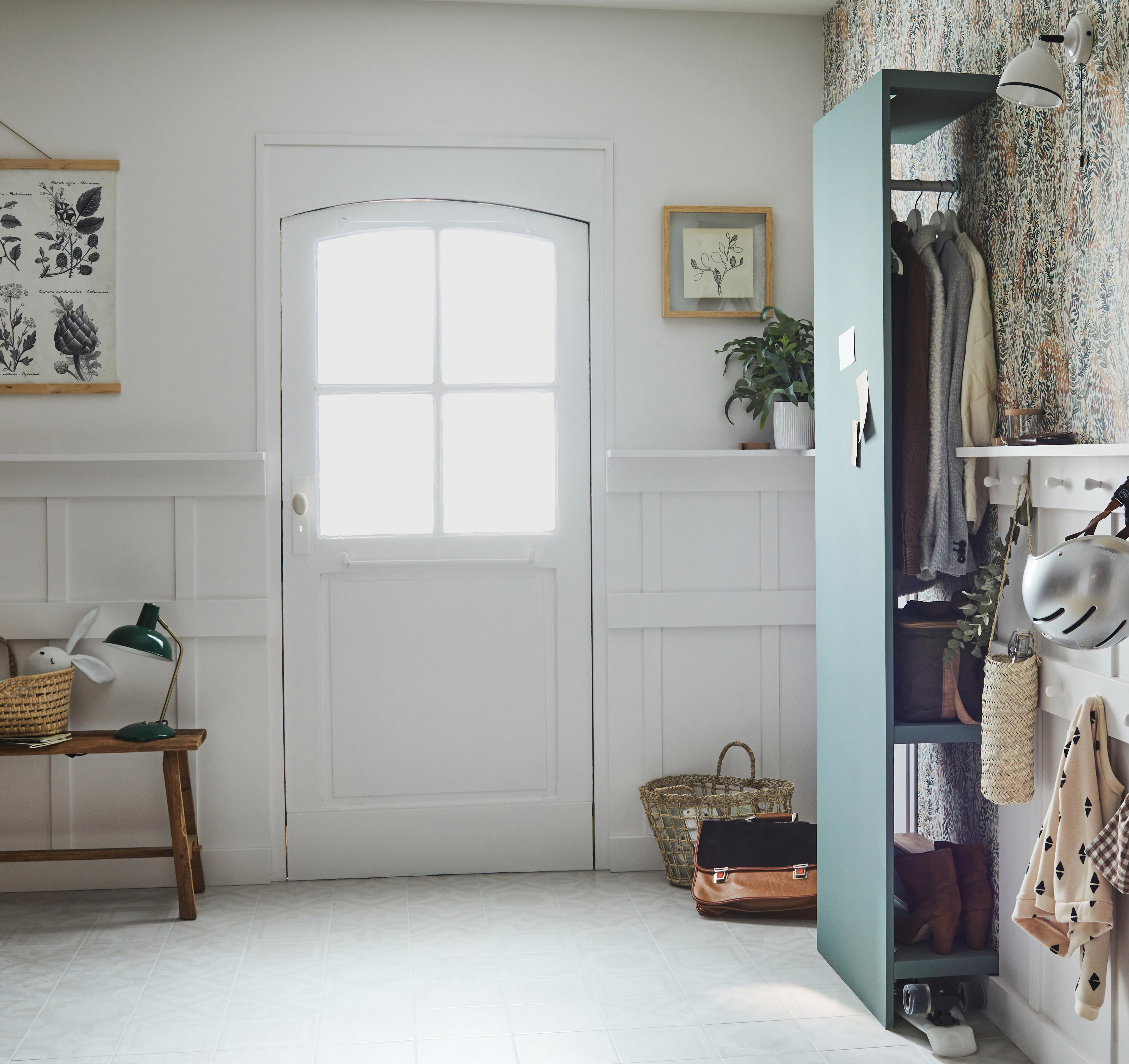 Fabriquer une mini penderie discrète | Leroy Merlin