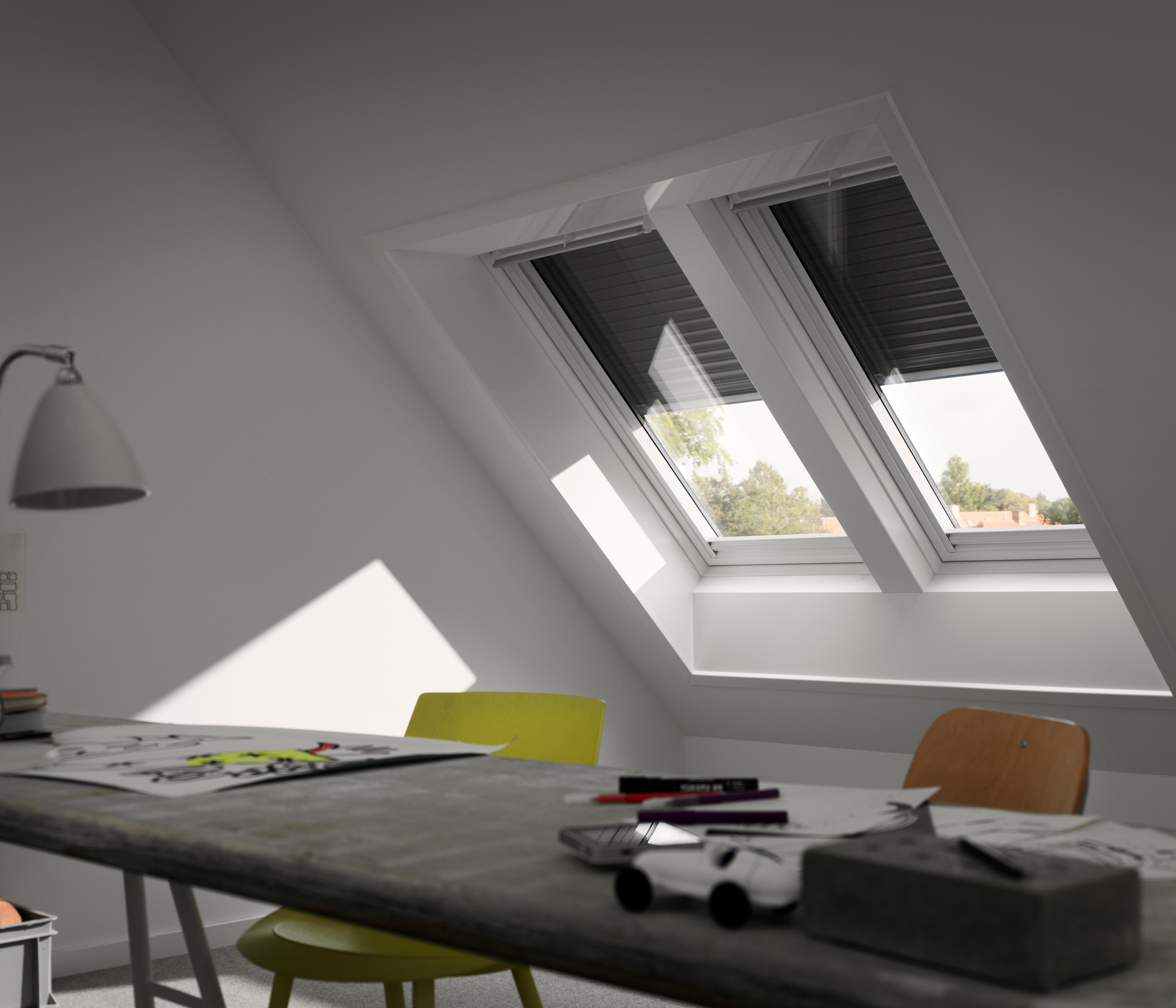Persiana ventana de tejado con apertura solar VELUX de 55 x 98 cm ...