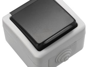 Interruptores y Enchufes Exterior: Protección y Seguridad