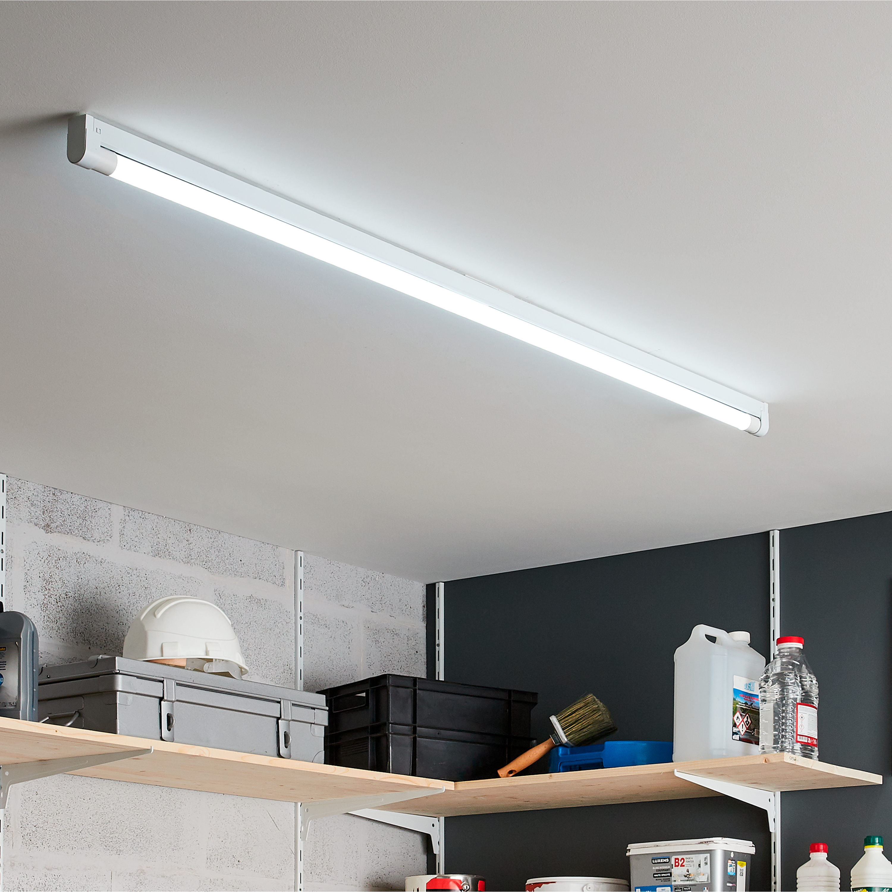 Tubo led LEXMAN 150 cm de 24w y tono de luz 6500k | Leroy Merlin