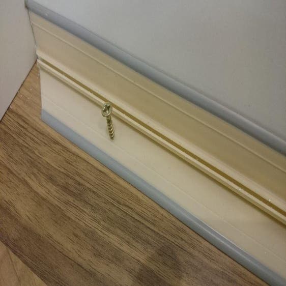 Cómo instalar un copete de cocina | Leroy Merlin