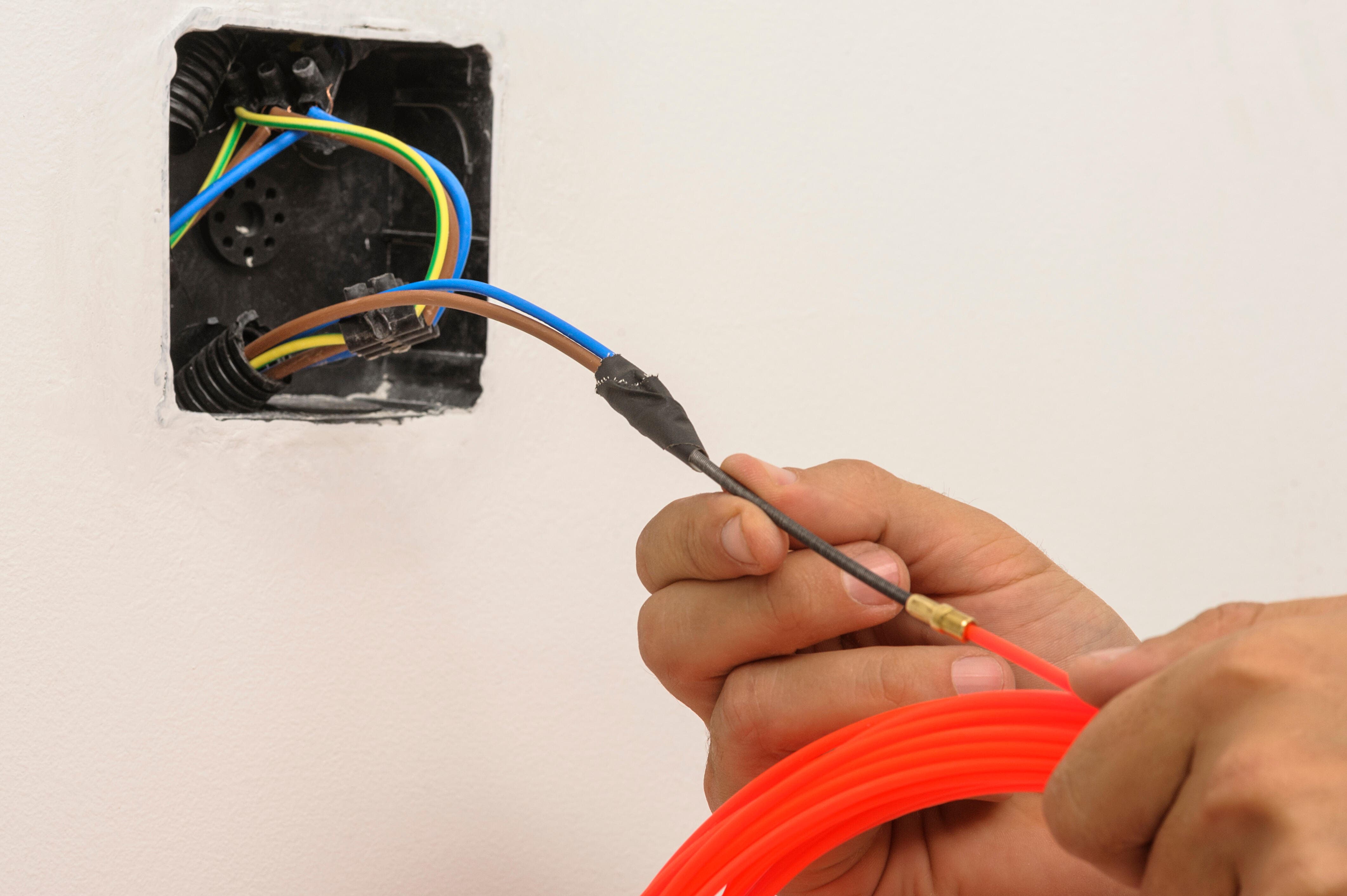 Cómo instalar un videoportero | Leroy Merlin