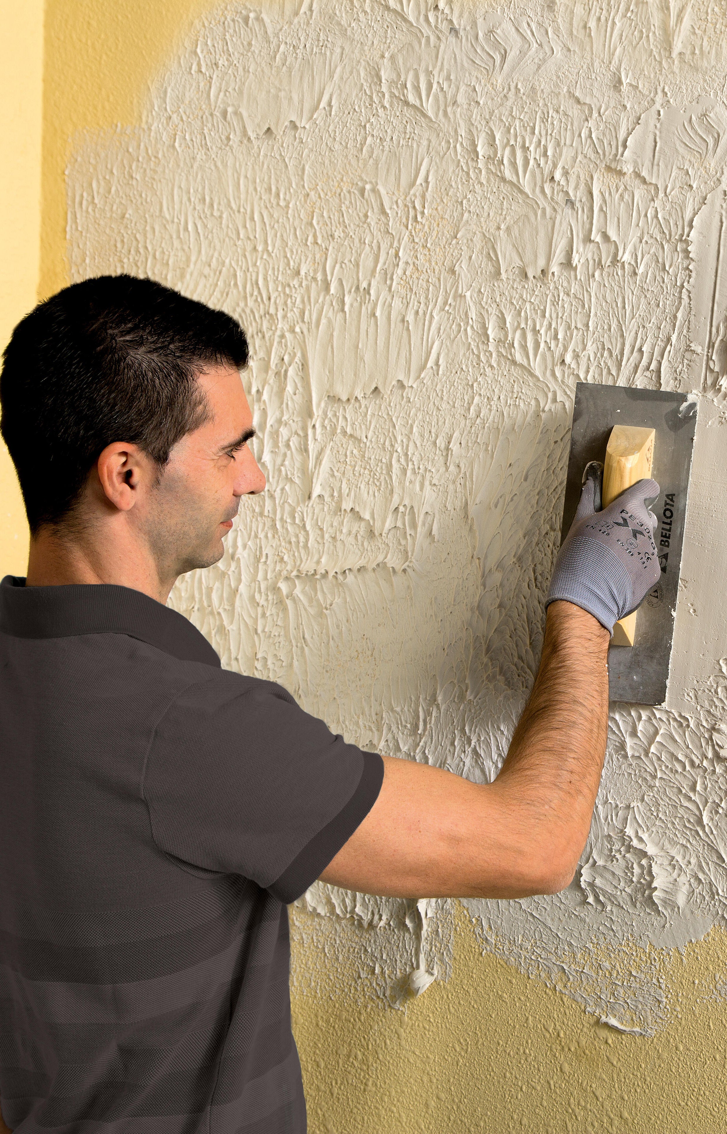 ¿Cómo alisar una pared? | Leroy Merlin