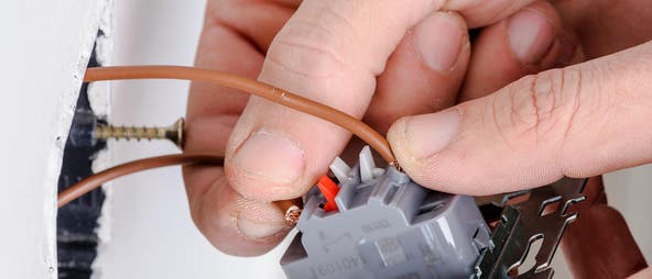 ¿Cómo hacer una instalación conmutada de tres puntos con cruzamiento ...