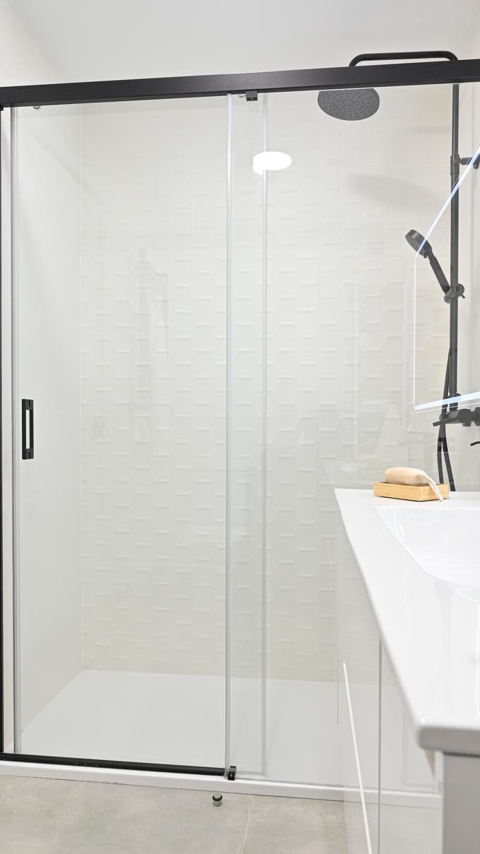 Baños modernos con ducha: las ideas más inspiradoras | Leroy Merlin