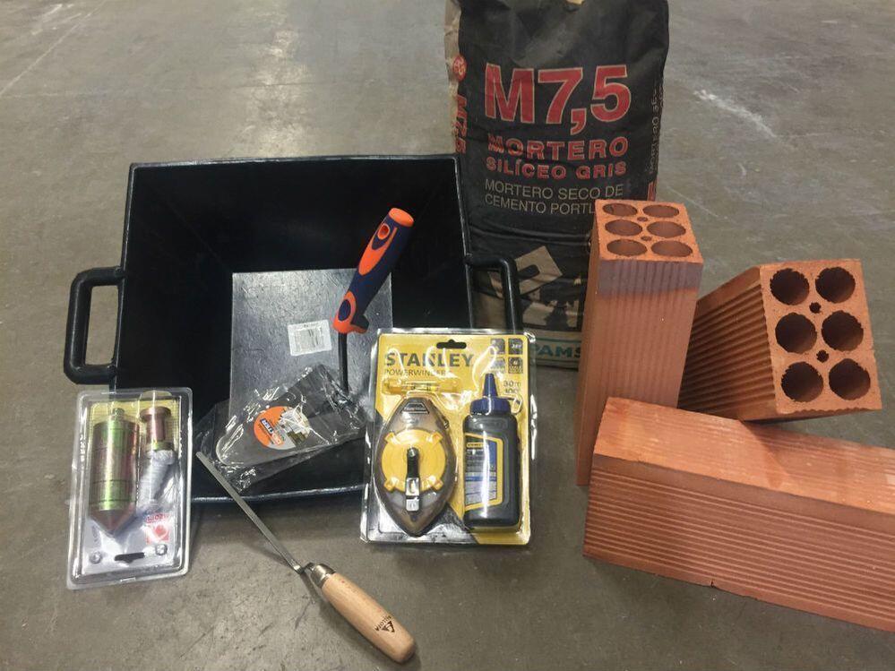 ¿Cómo levantar una pared con ladrillos huecos o rasillón? | Leroy Merlin