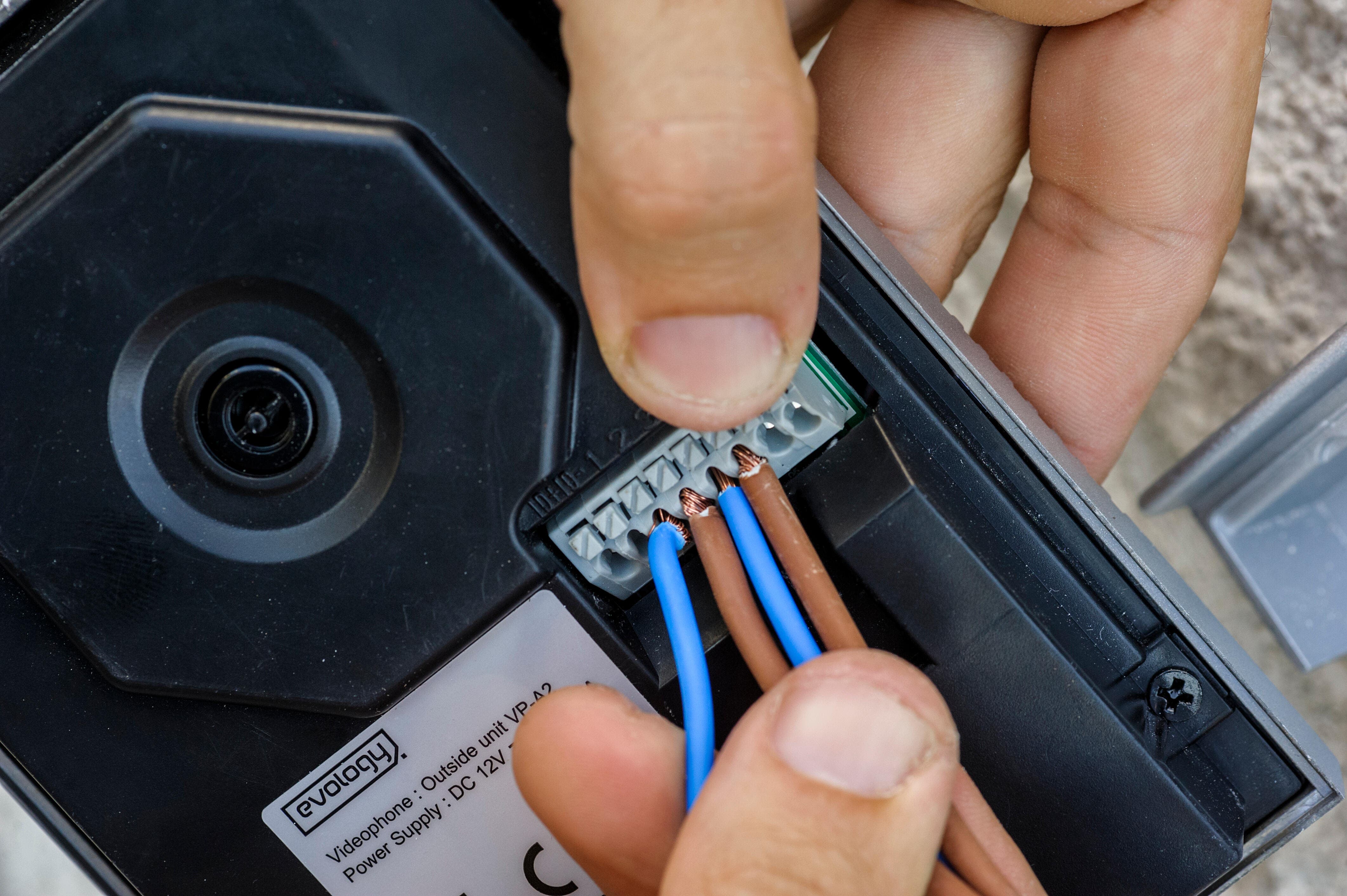 Cómo instalar un videoportero | Leroy Merlin