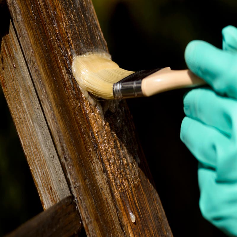 Cómo pintar la madera de exterior | Leroy Merlin