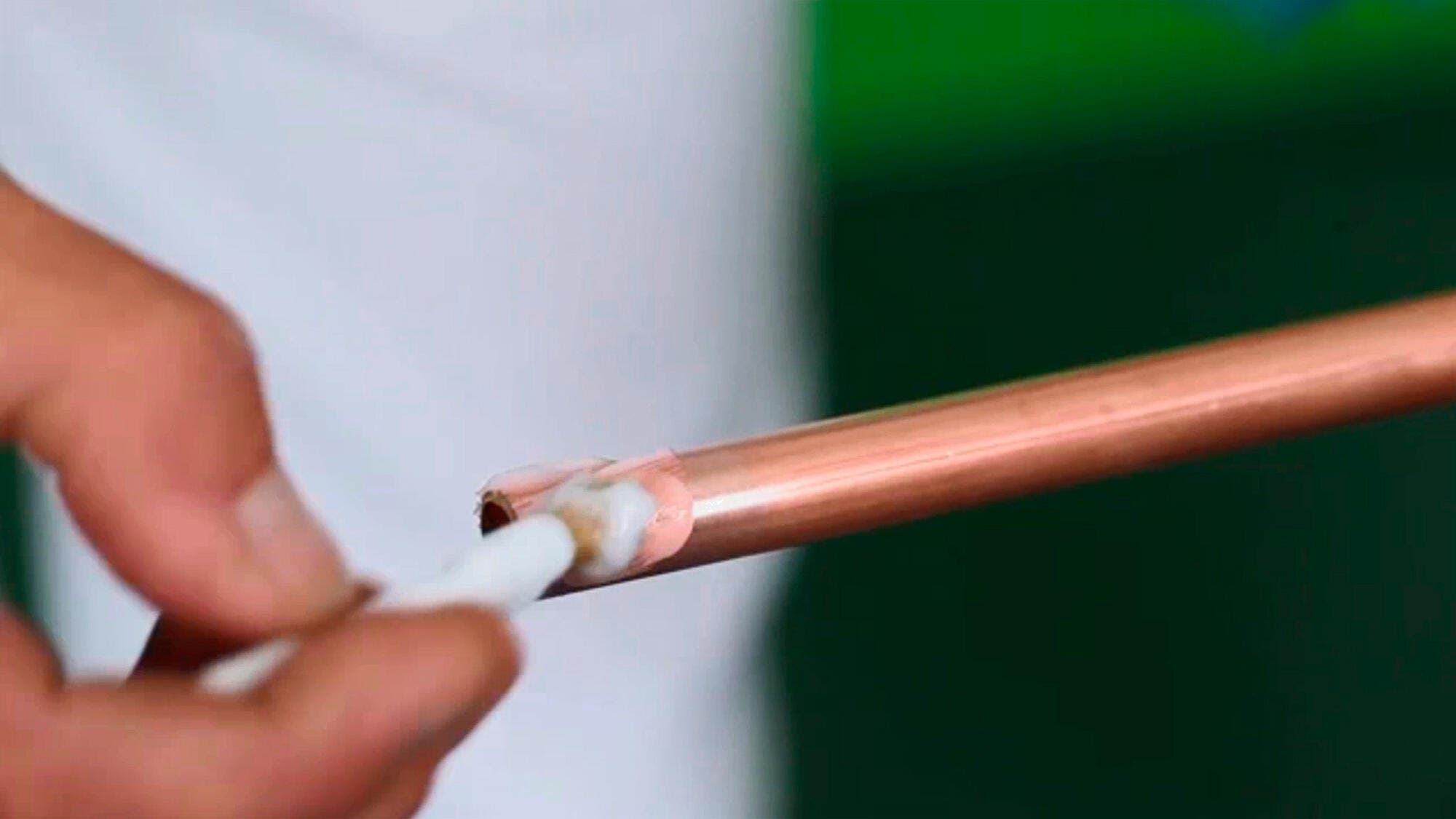 Aprende a soldar tubos de cobre y podrás realizar cualquier instalación de fontanería | Leroy Merlin