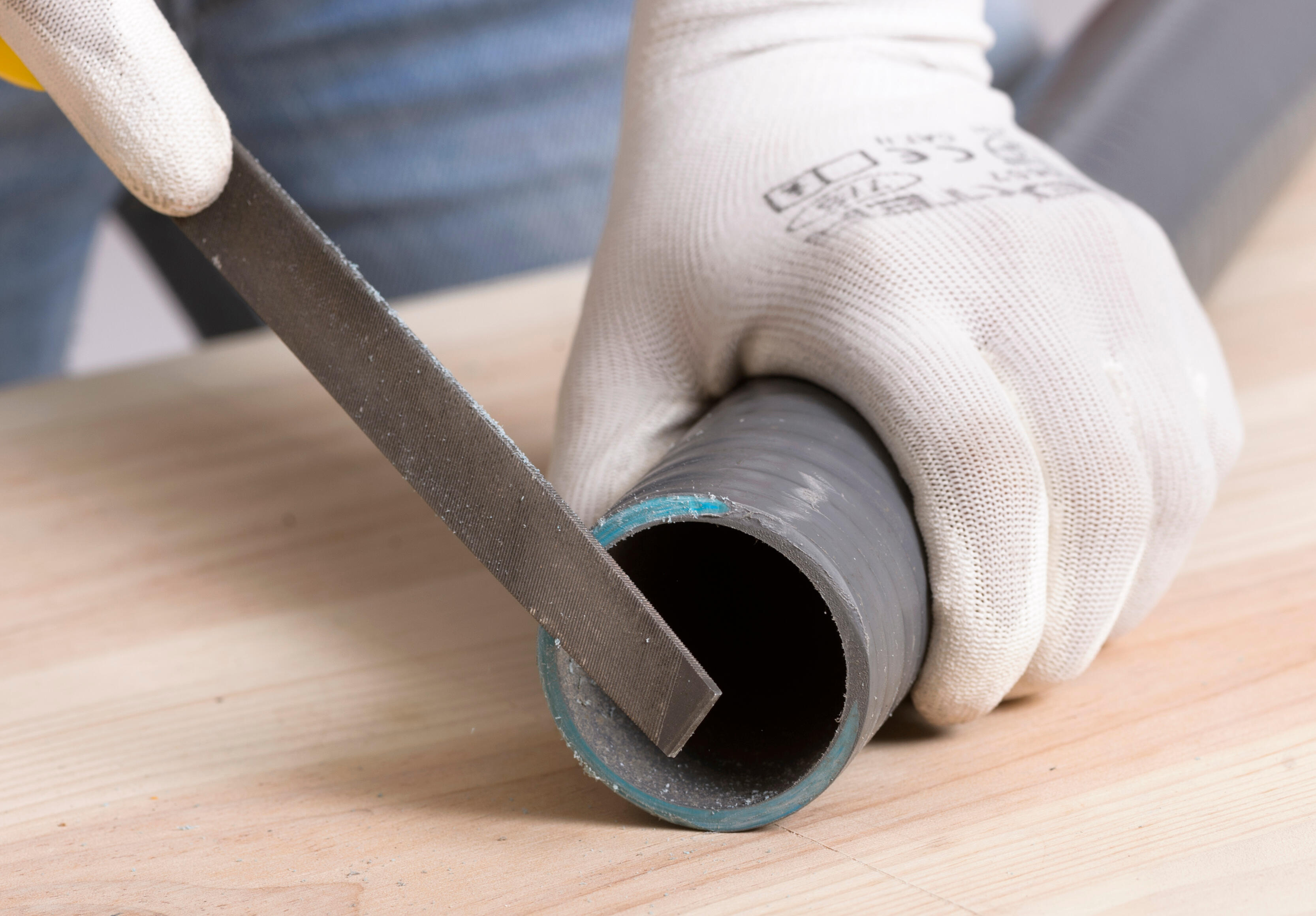 Cómo unir piezas de PVC | Leroy Merlin