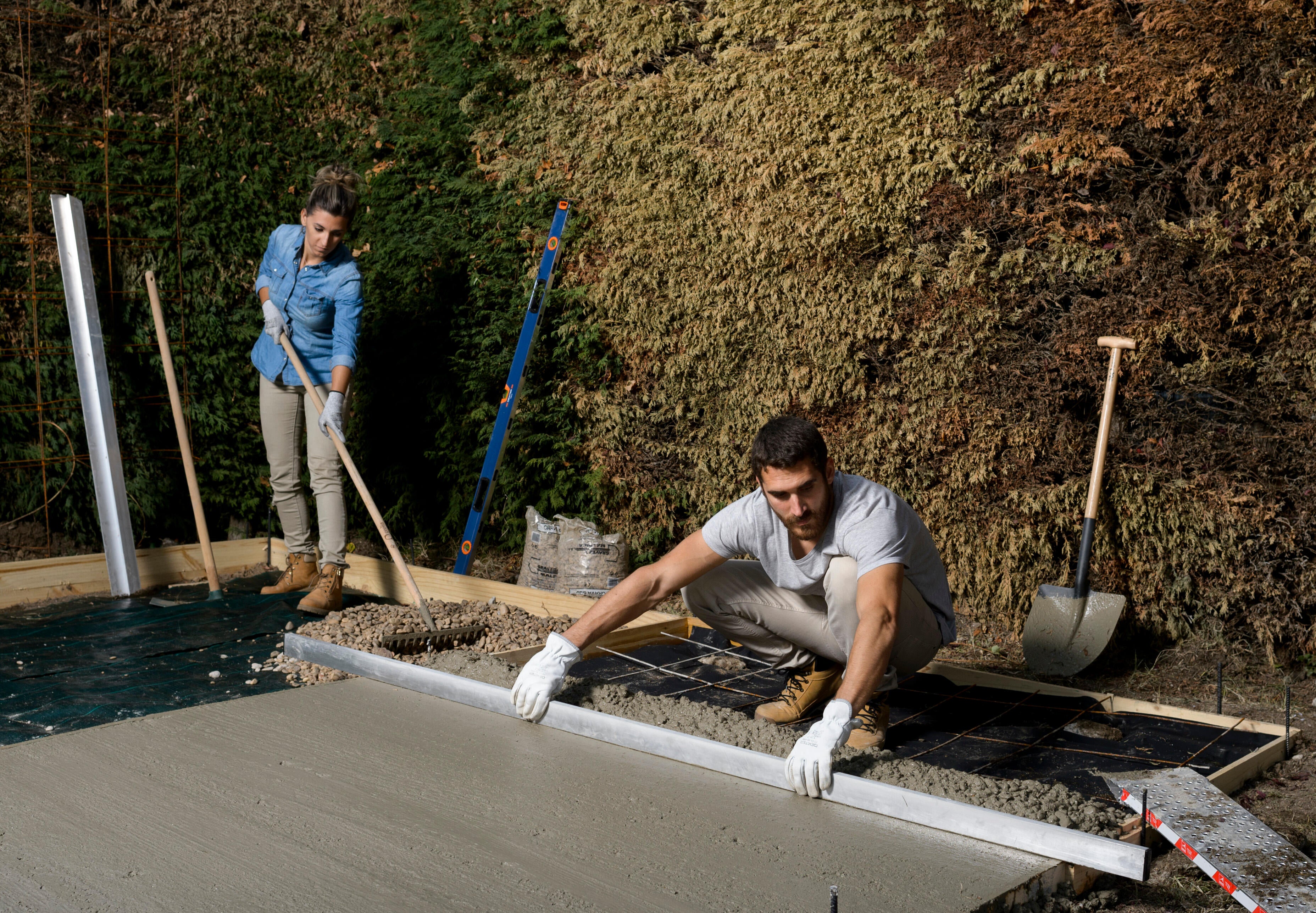Cómo hacer una solera de hormigón | Leroy Merlin