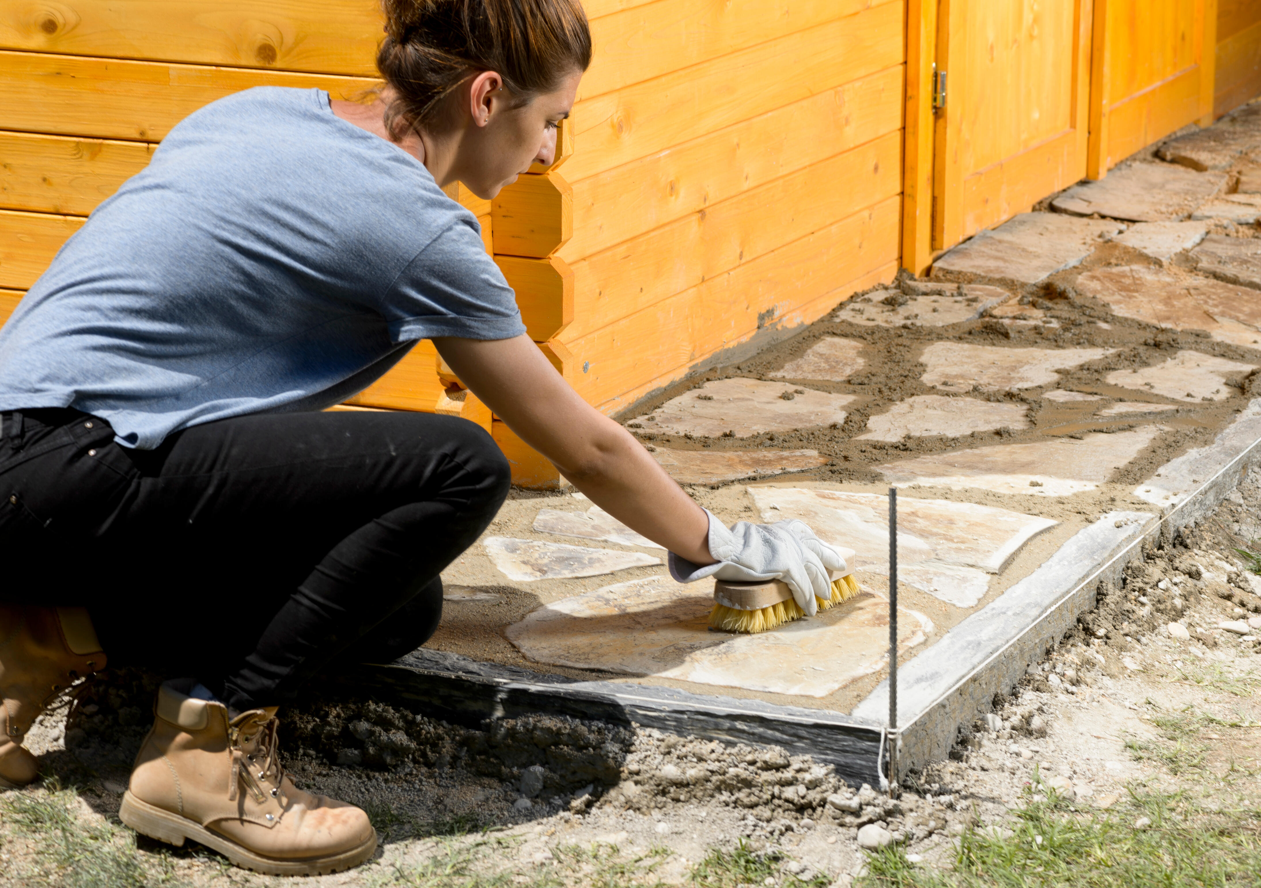 Cómo hacer una acera de piedra | Leroy Merlin