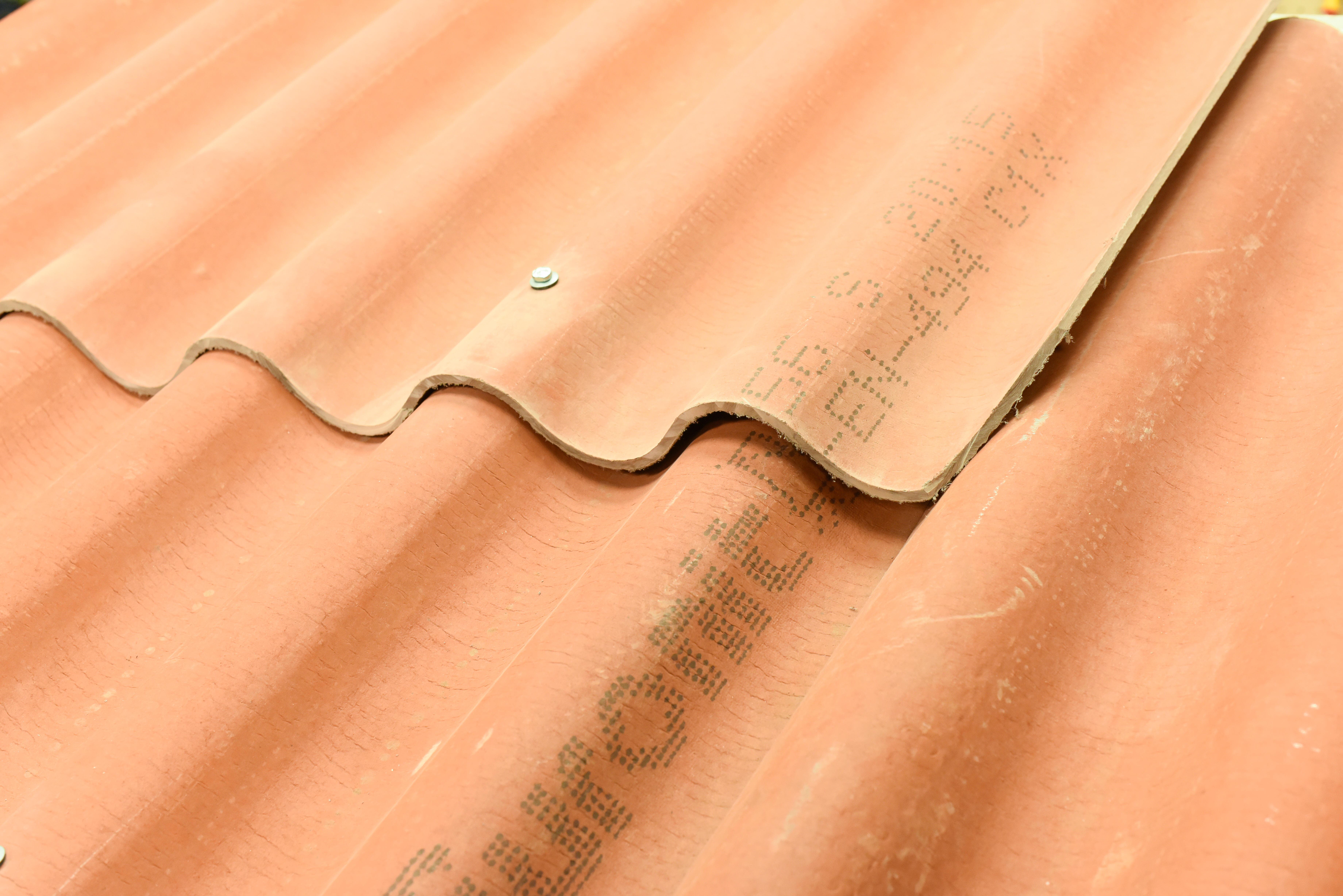 Cómo instalar una cubierta de fibrocemento | Leroy Merlin