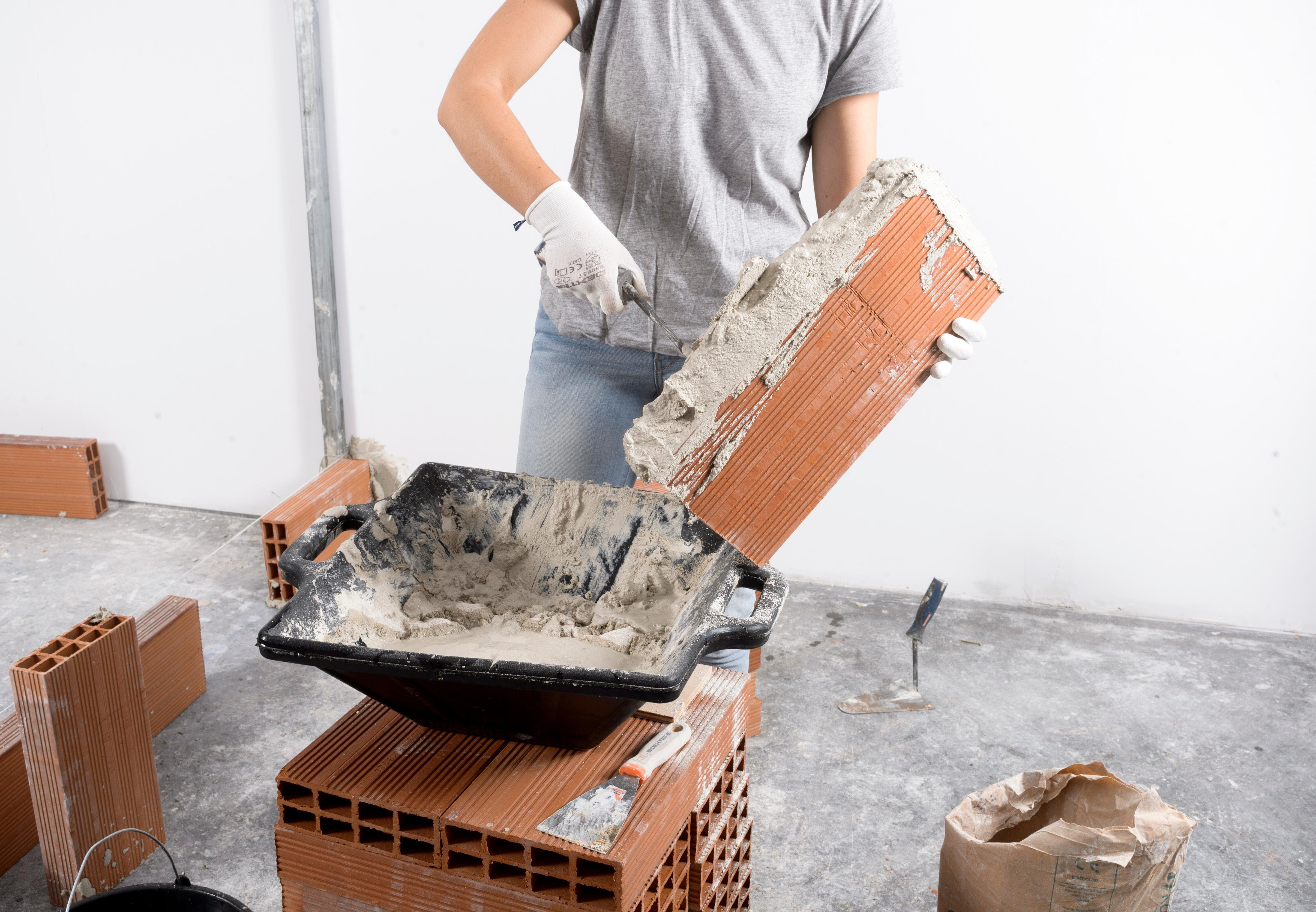 Cómo levantar un muro de rasilla | Leroy Merlin