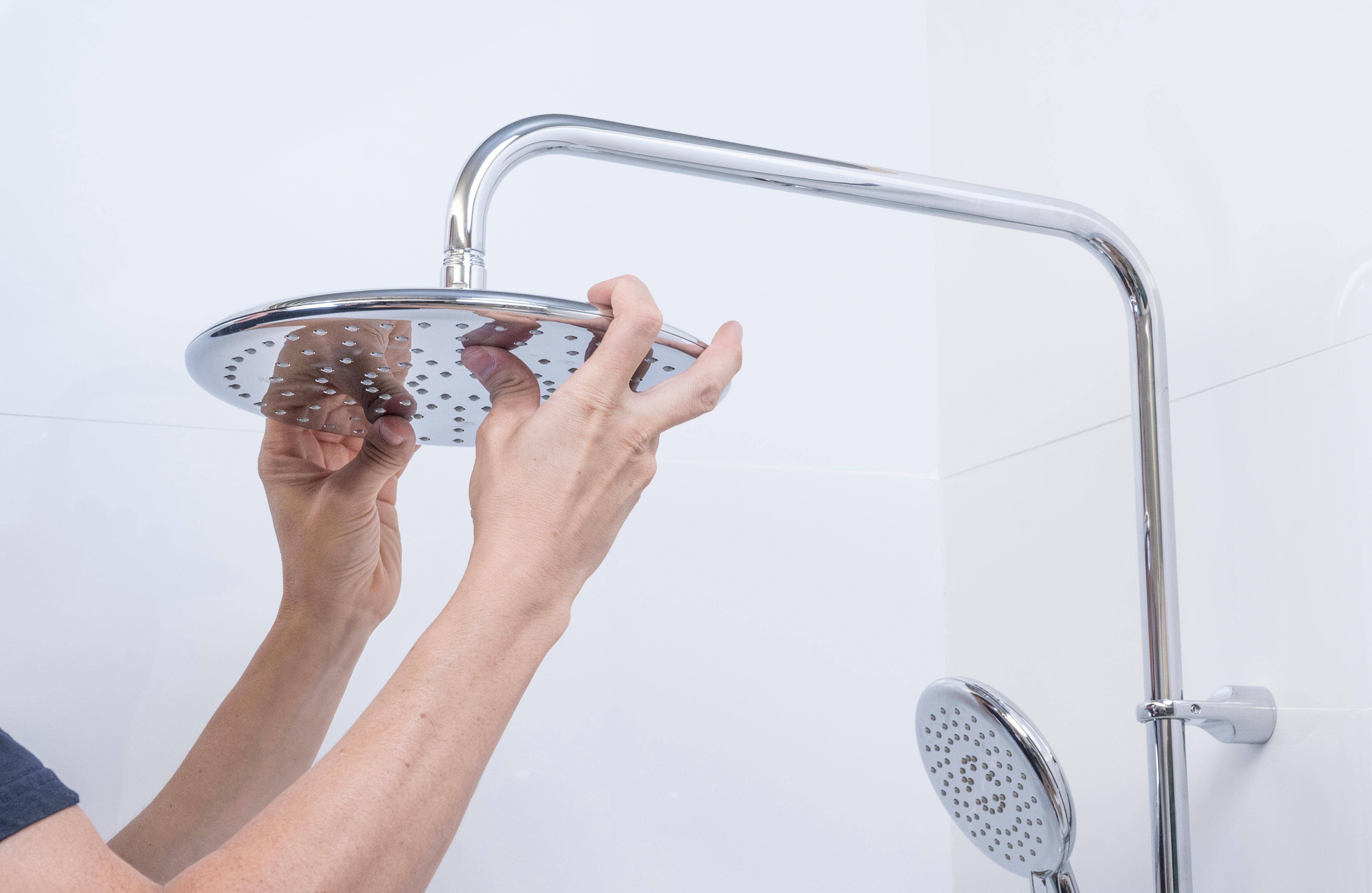 Cambiar un grifo por una columna de ducha | Leroy Merlin