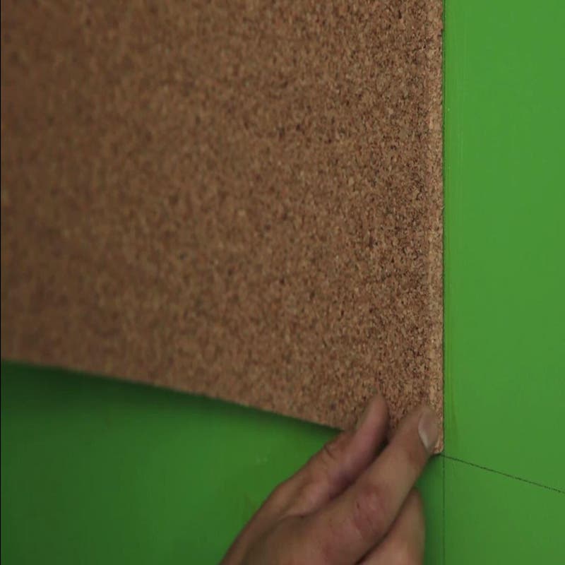 ¿Cómo colocar un corcho en la pared? | Leroy Merlin