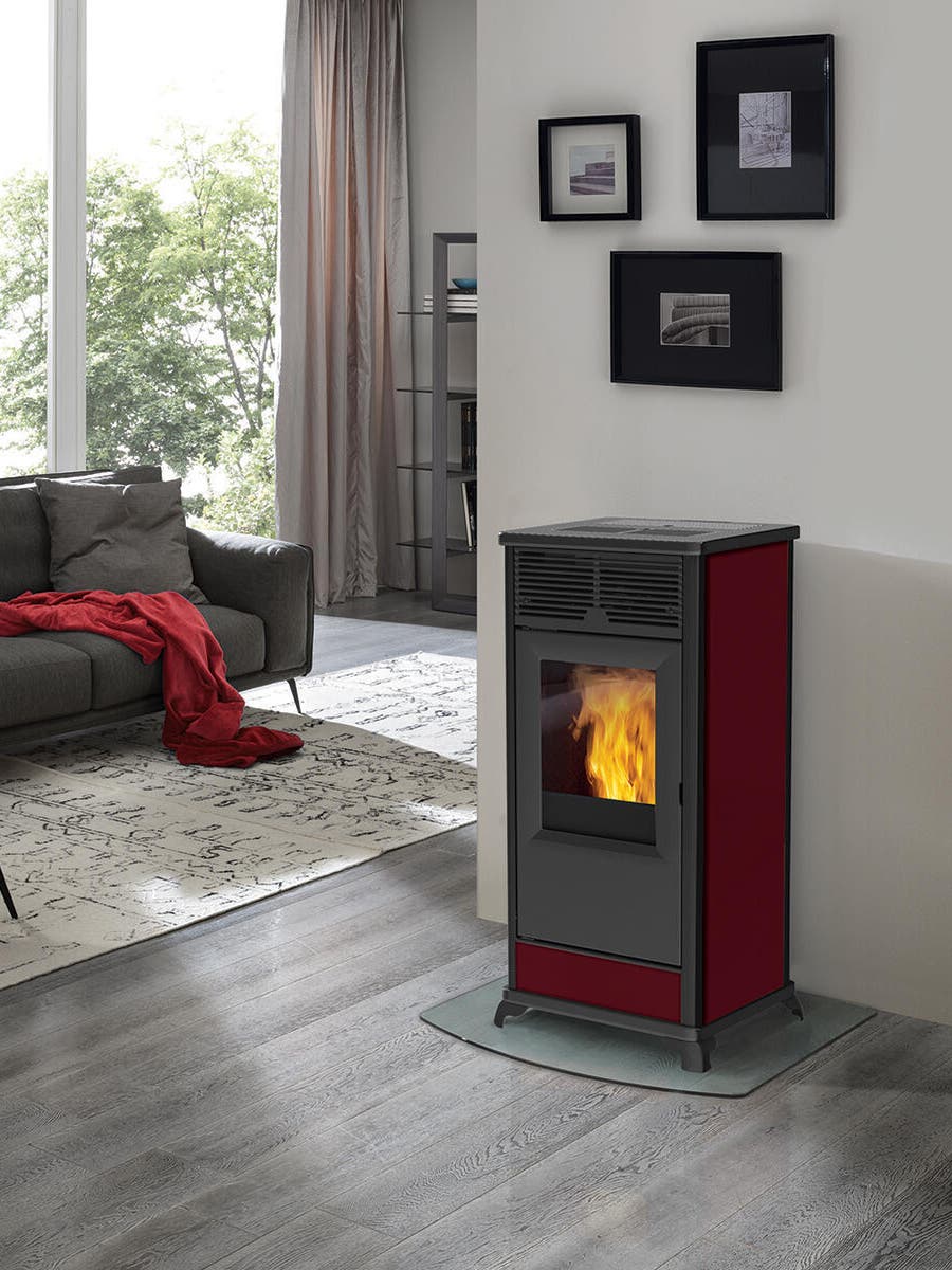 Meglio stufa a legna o pellet: come scegliere quella più adatta | Leroy ...