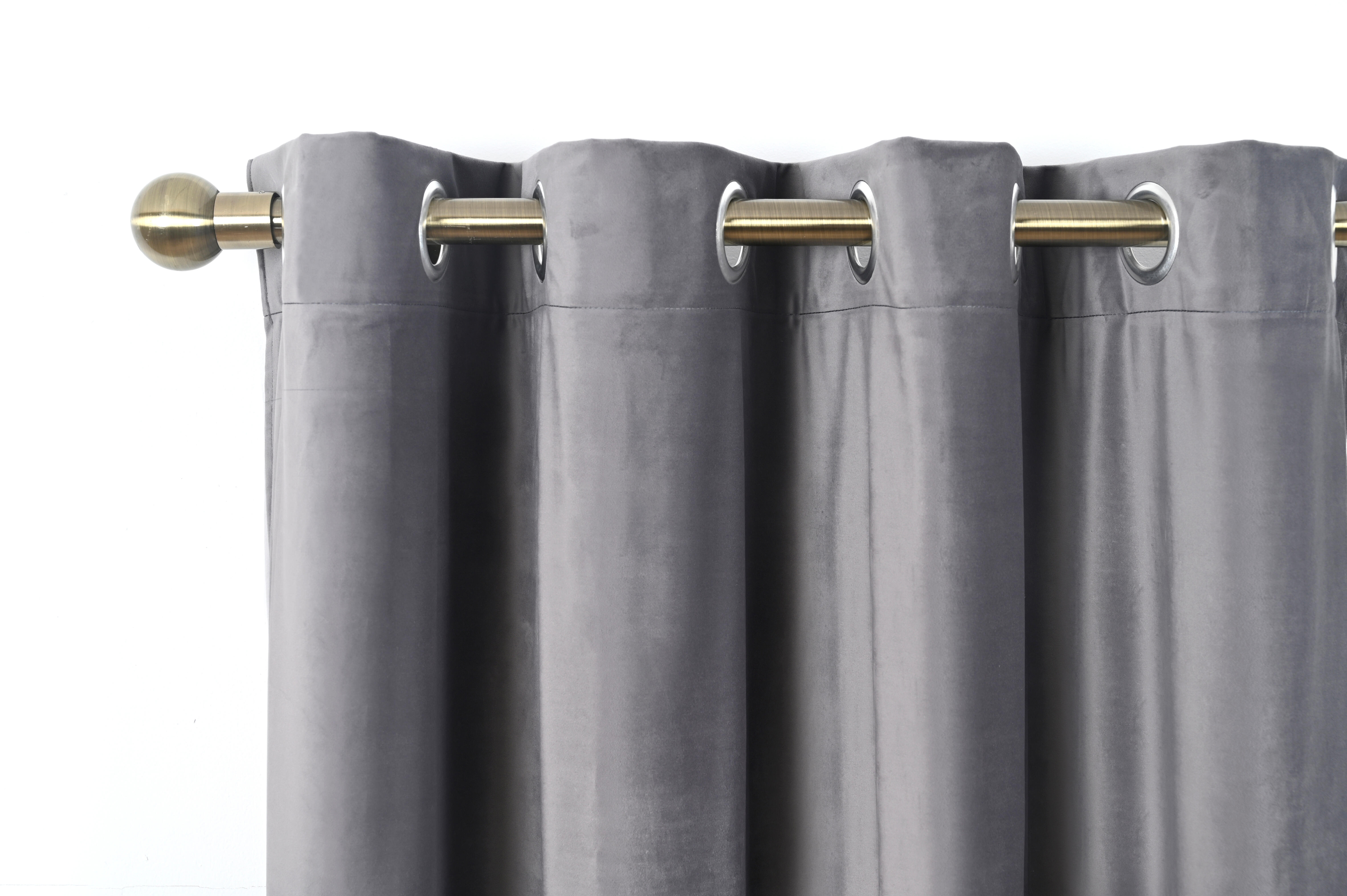 Cortina ollaos Italian INSPIRE liso gris de 140x270cm | Leroy Merlin