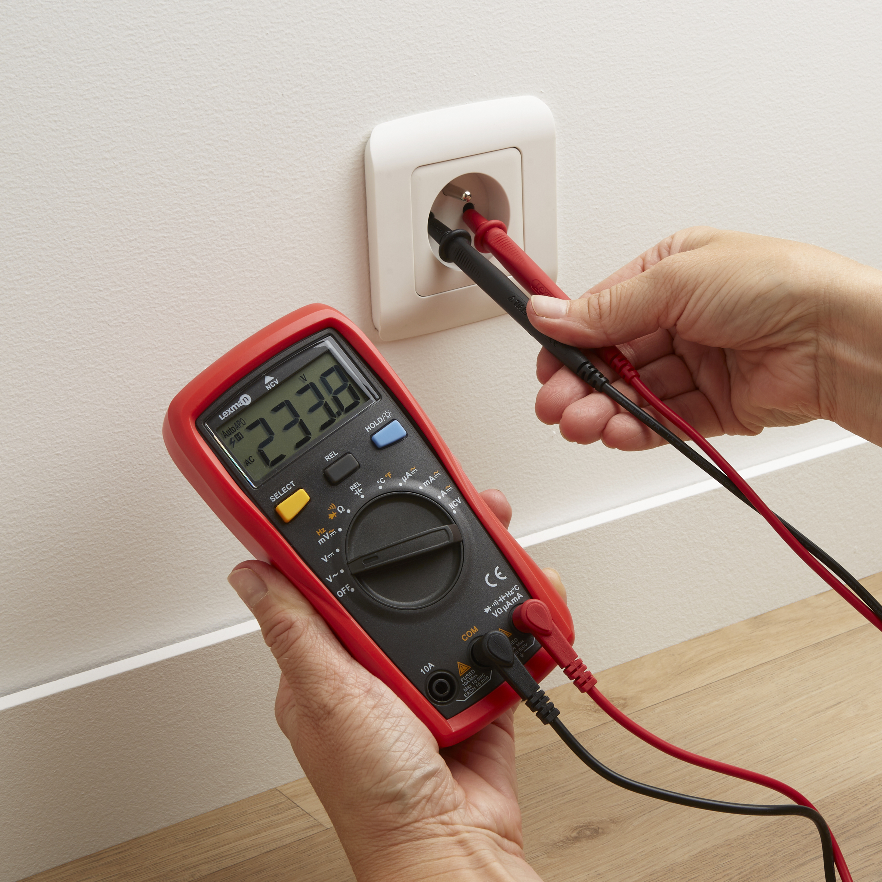 Multímetro LEXMAN nivel 2 uso profesional | Leroy Merlin