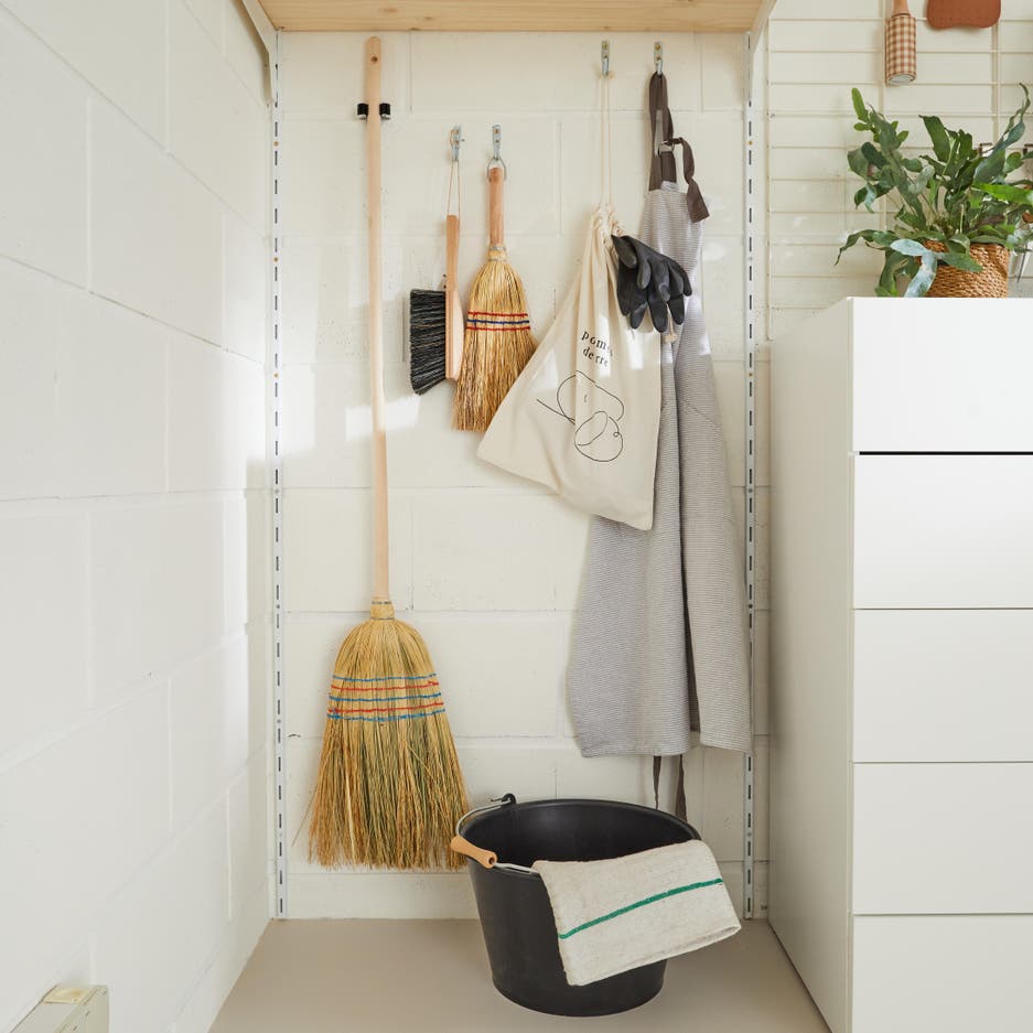 Un cellier bien aménagé dans le garage | Leroy Merlin