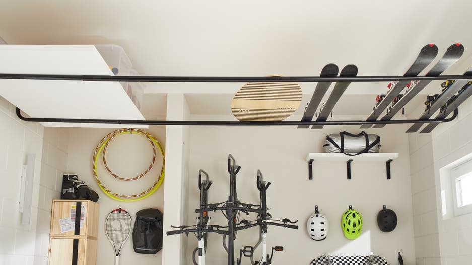 Aménager un rangement spécial sport dans le garage | Leroy Merlin