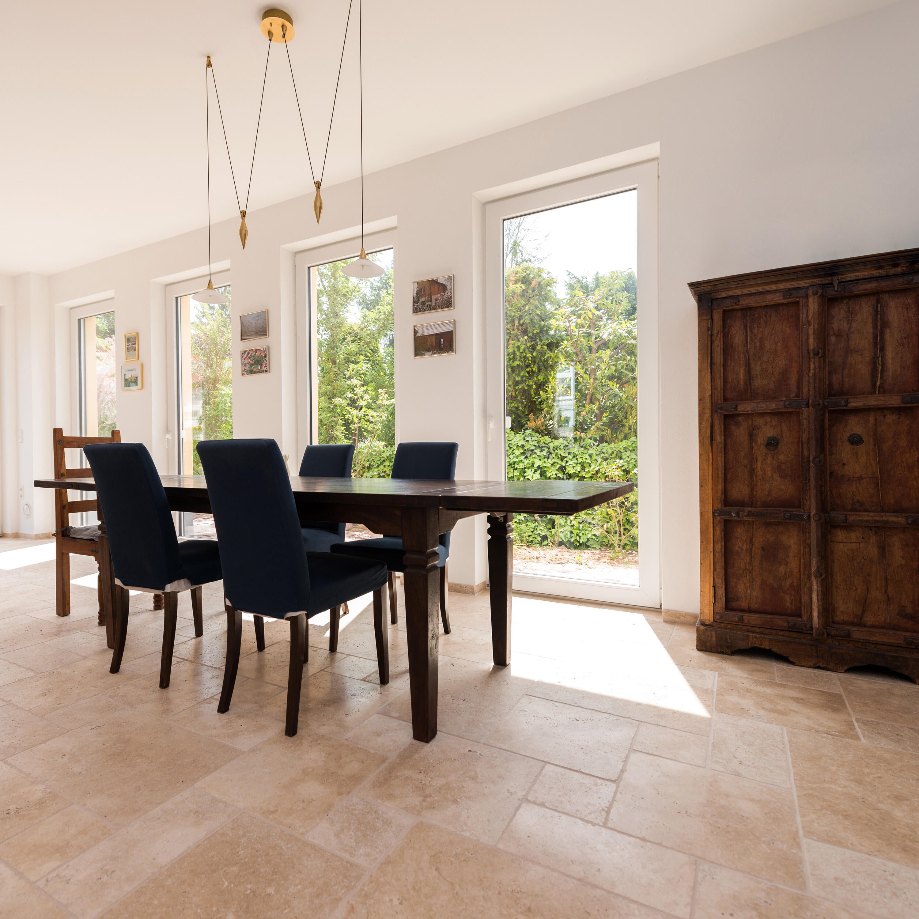 Travertin sol nuances de beige Travertin classic l.20.3 x L.20.3 cm ...