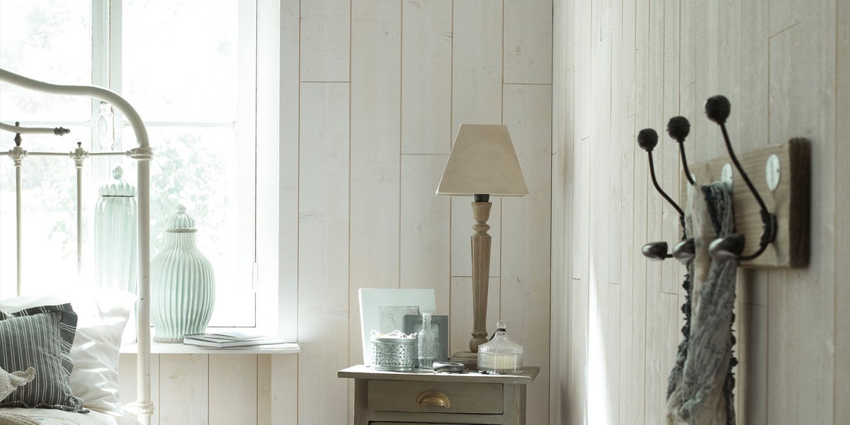 Posare le perline in legno | Leroy Merlin