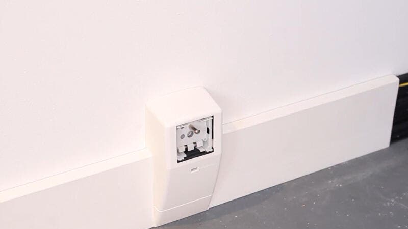 Comment repérer le fil neutre dans une prise ? | Leroy Merlin