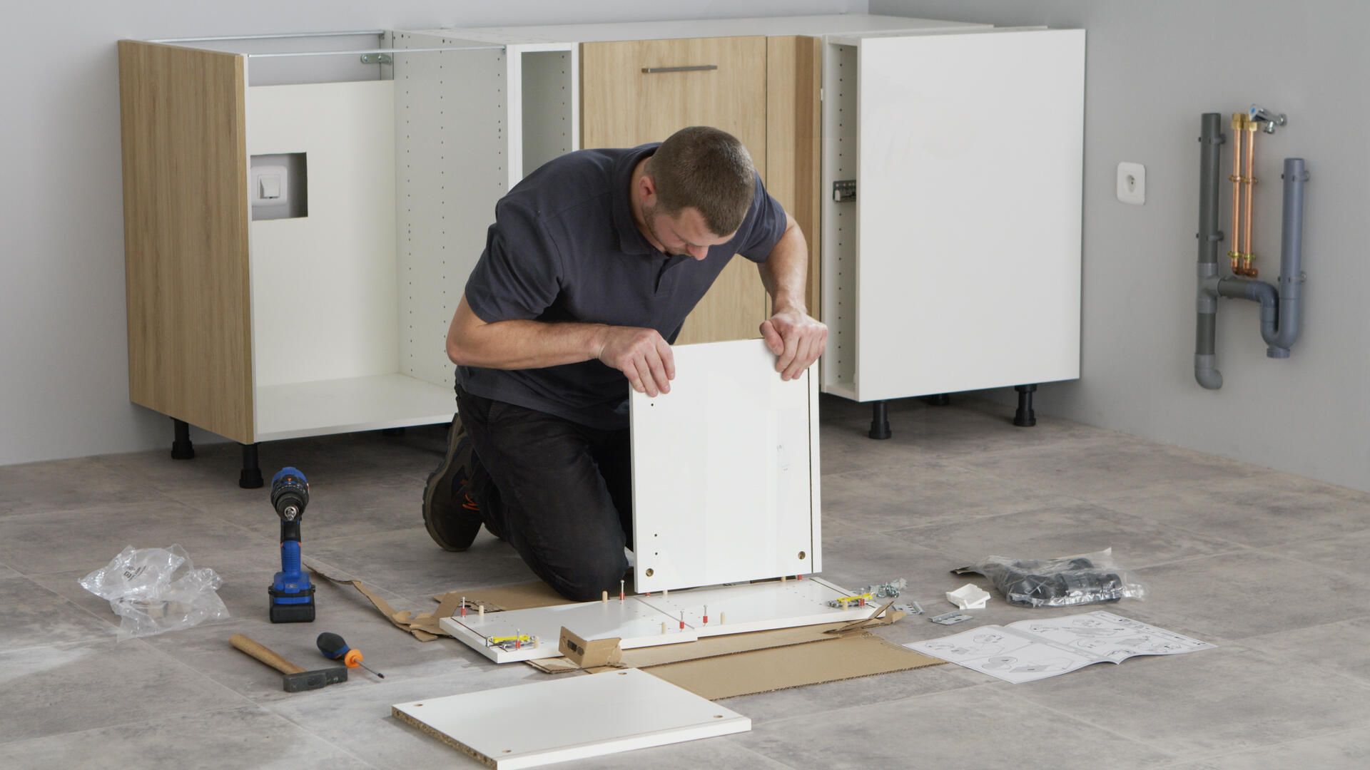 Comment monter un meuble de cuisine faible profondeur ? | Leroy Merlin