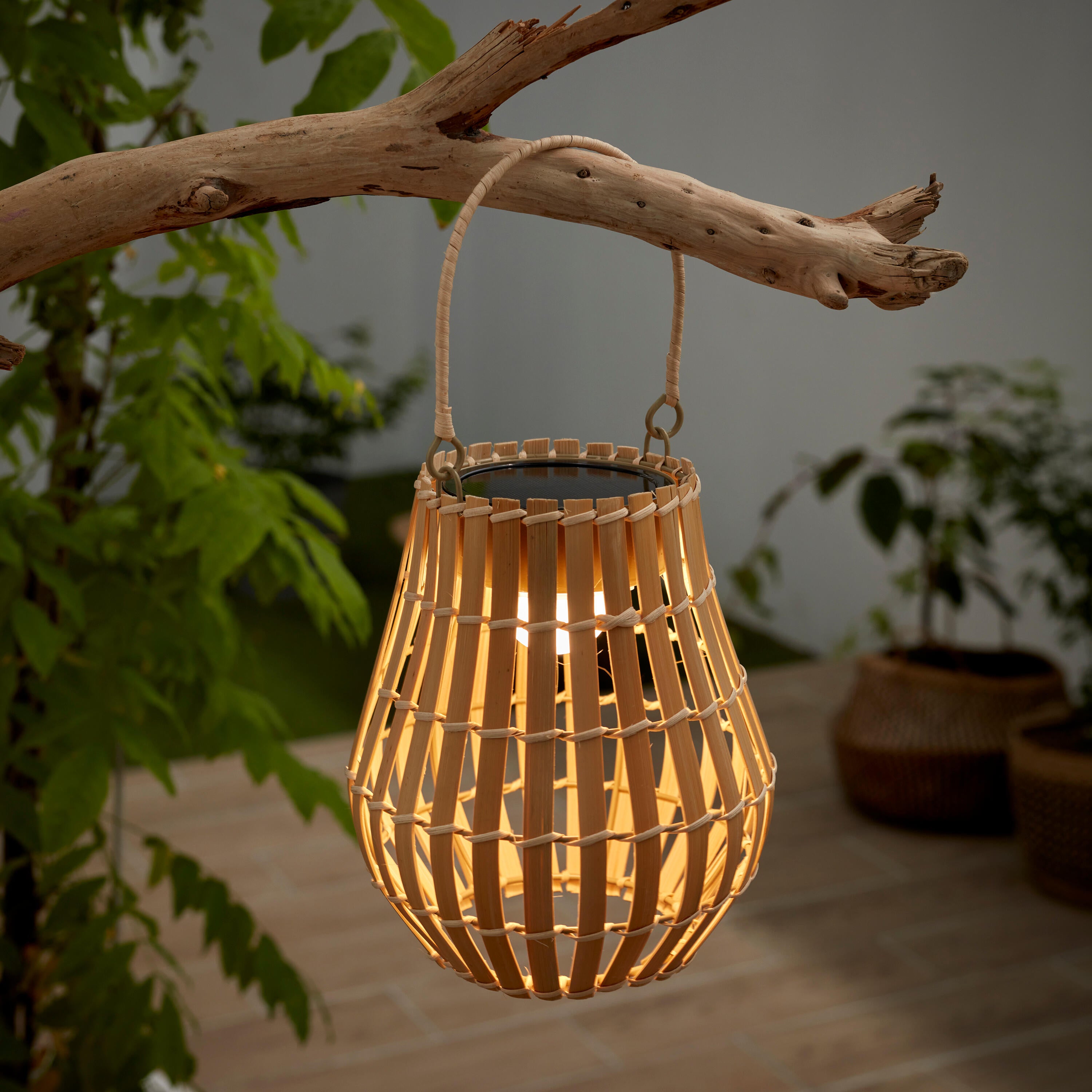 Sobremesa exterior solar LED INSPIRE Lampu 350 lm 4000K con usb | Leroy ...