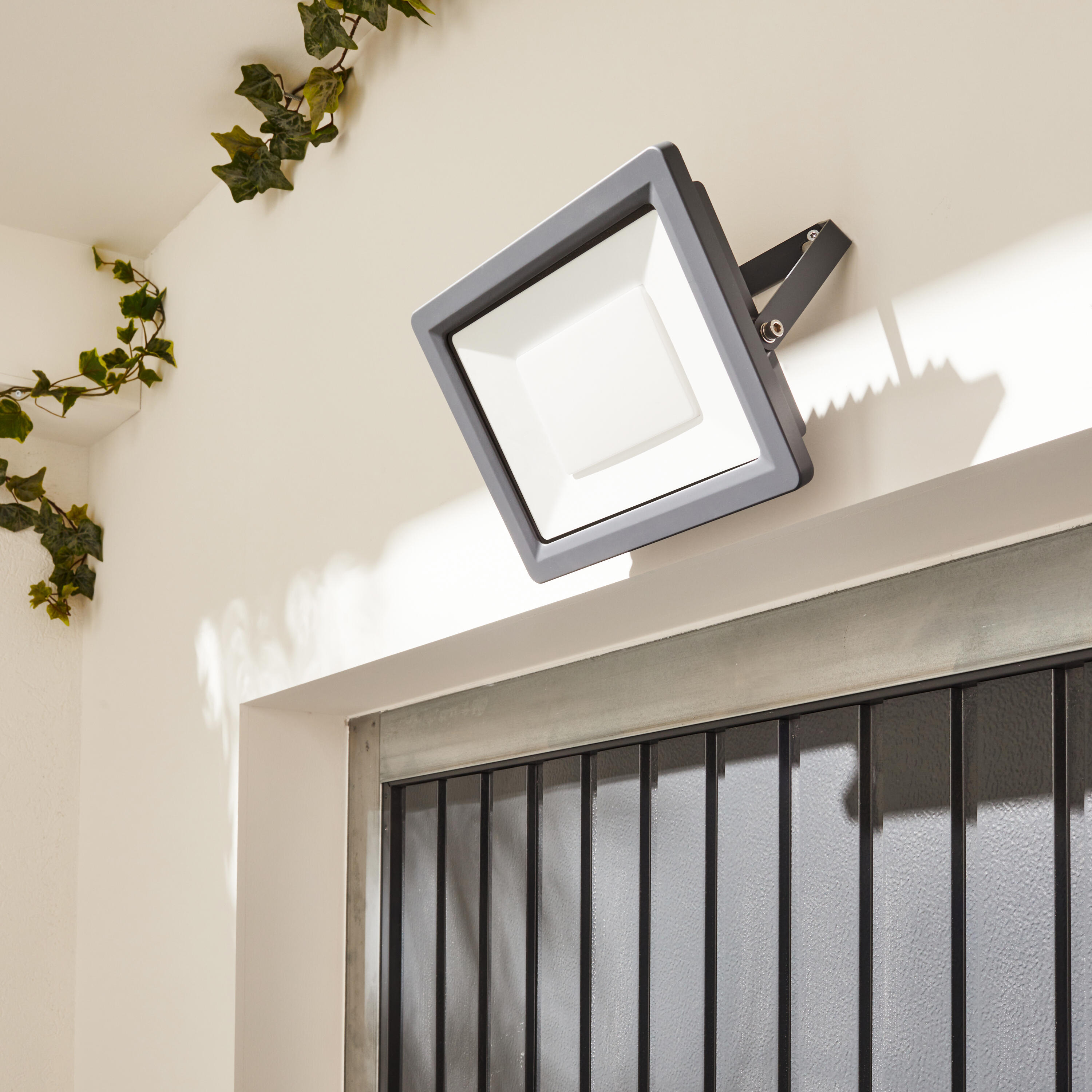 Faro da esterno Yonkers in alluminio, antracite, Modulo LED 100W ...