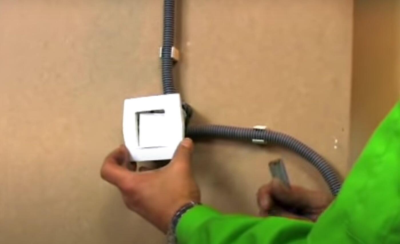 Instalar focos empotrables | Leroy Merlin