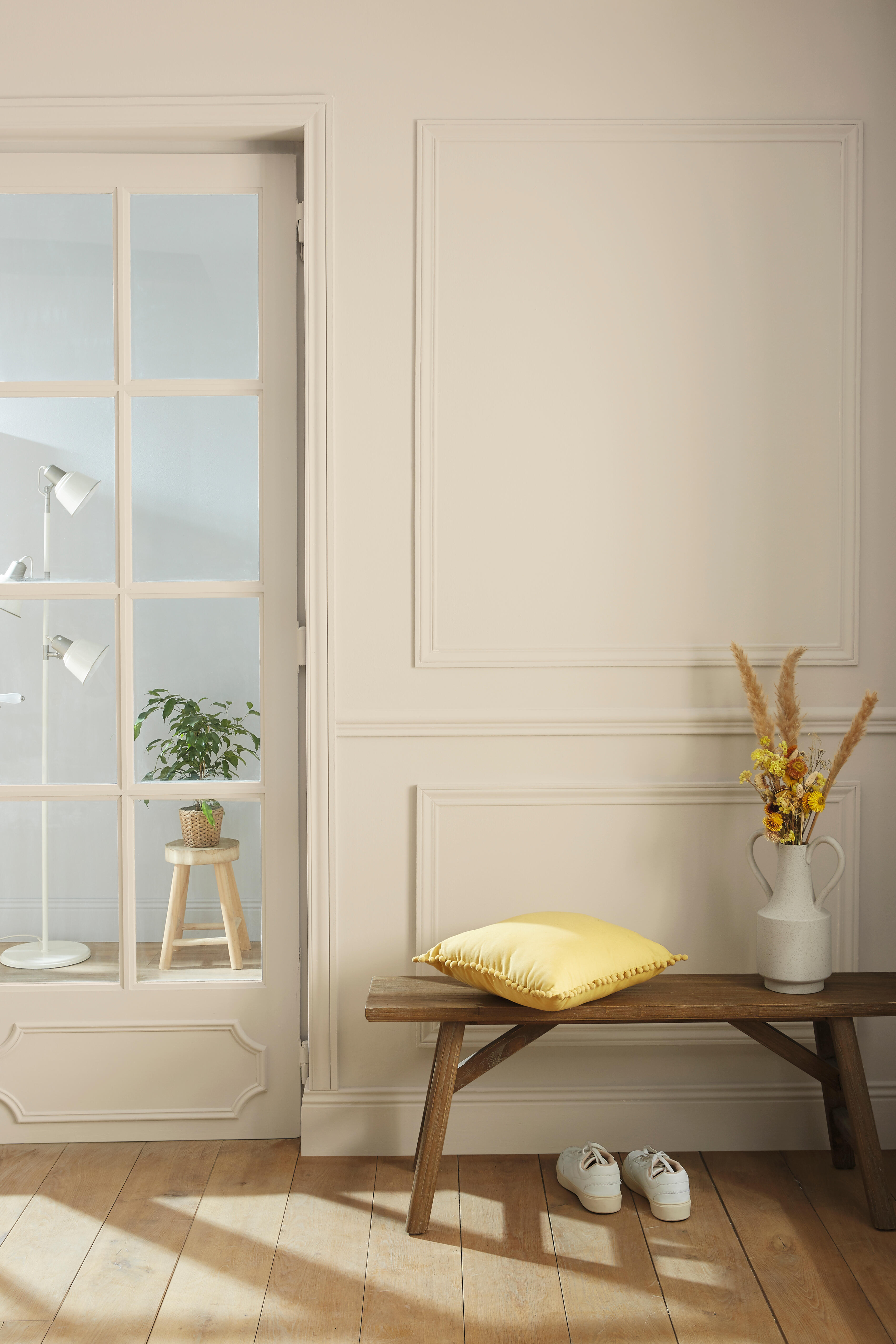 Pintura Blanco Roto: Paredes Luminosas y Acogedoras